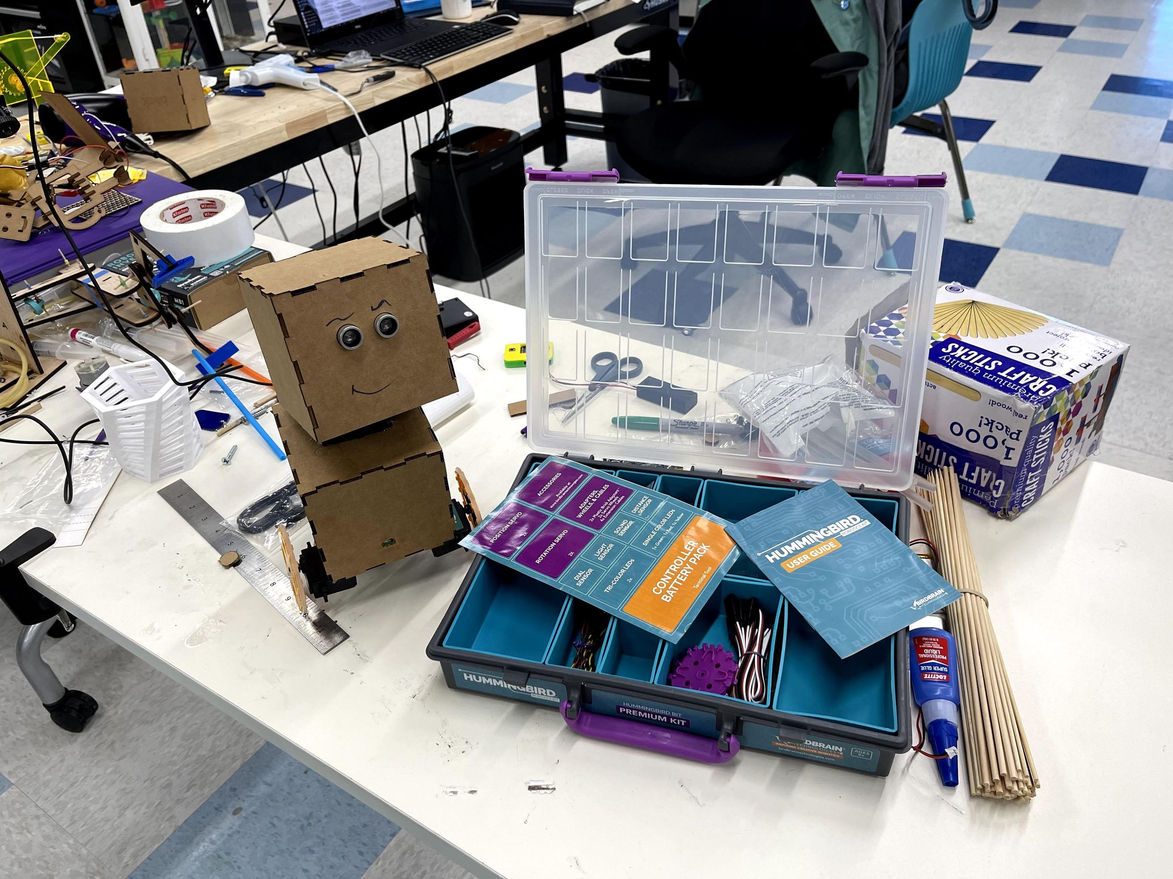 Elby the Robot(Hummingbird W/ Micro:bit) : 5 Steps - Instructables