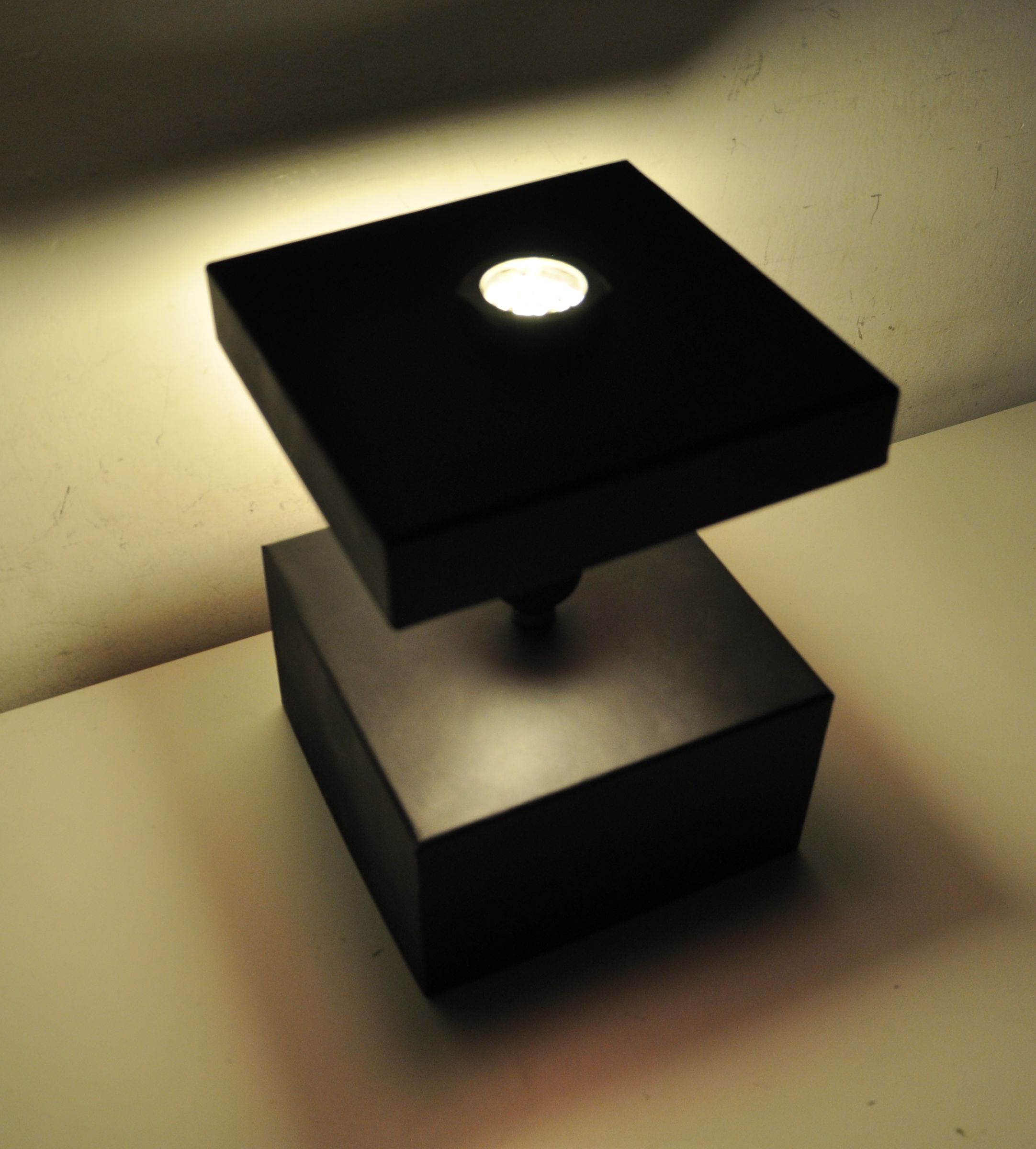 Black Box Lamp : 16 Steps (with Pictures) - Instructables