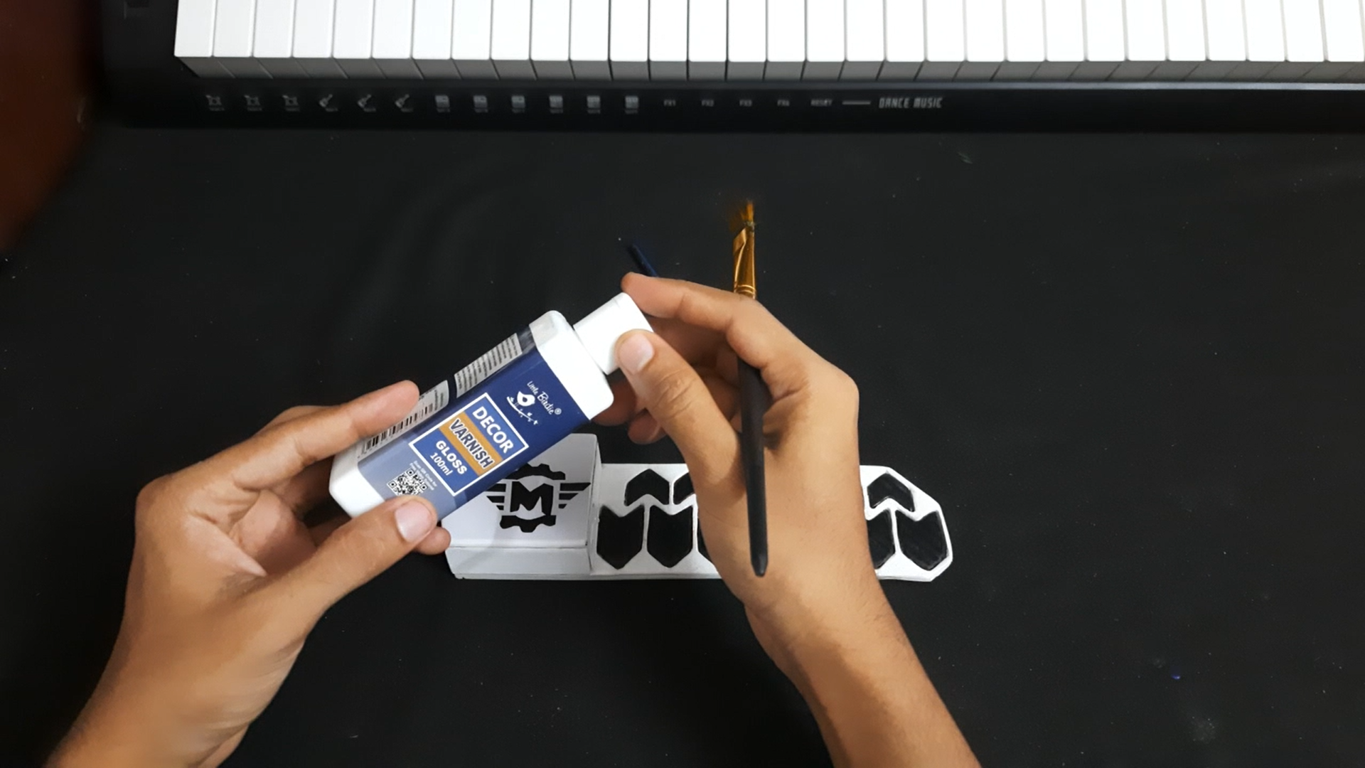 DIY MIDI Bookmark / Piano / Keyboard Using ESP32 and MPR-121 Capacitive ...