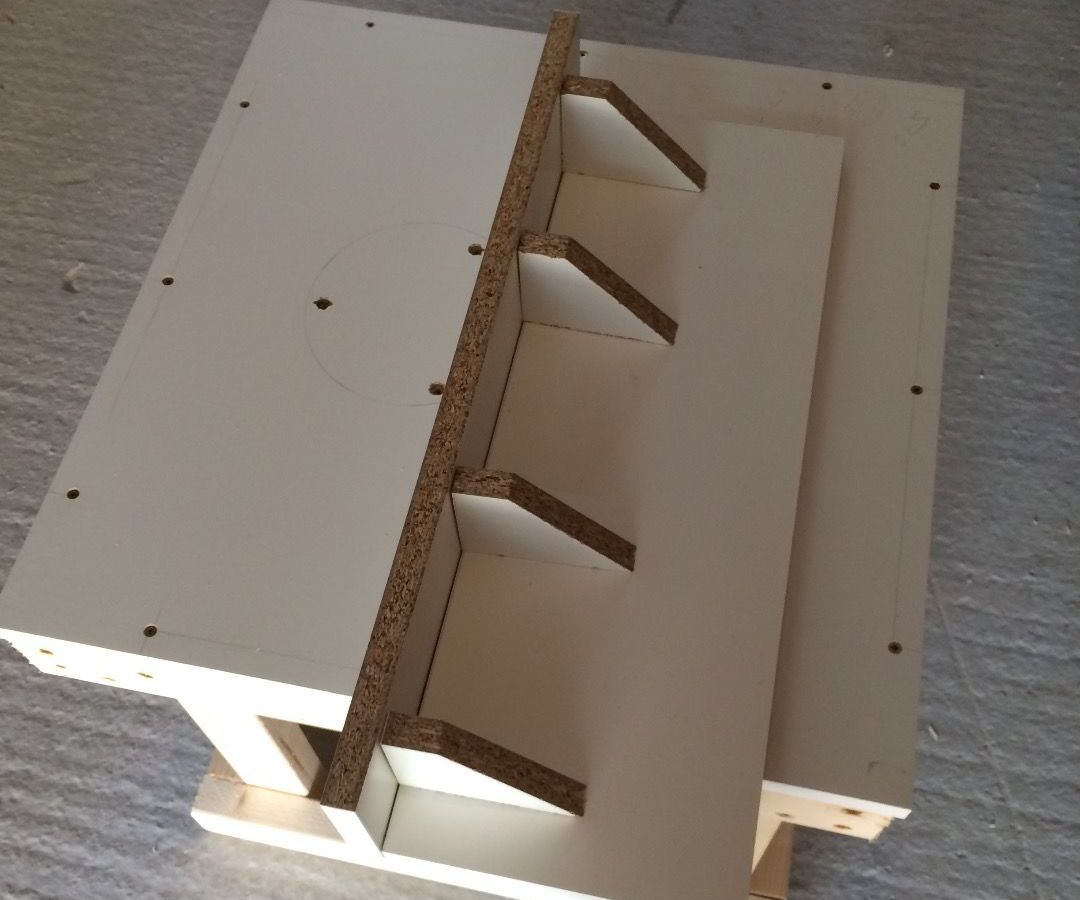 Simple Router Table : 7 Steps - Instructables