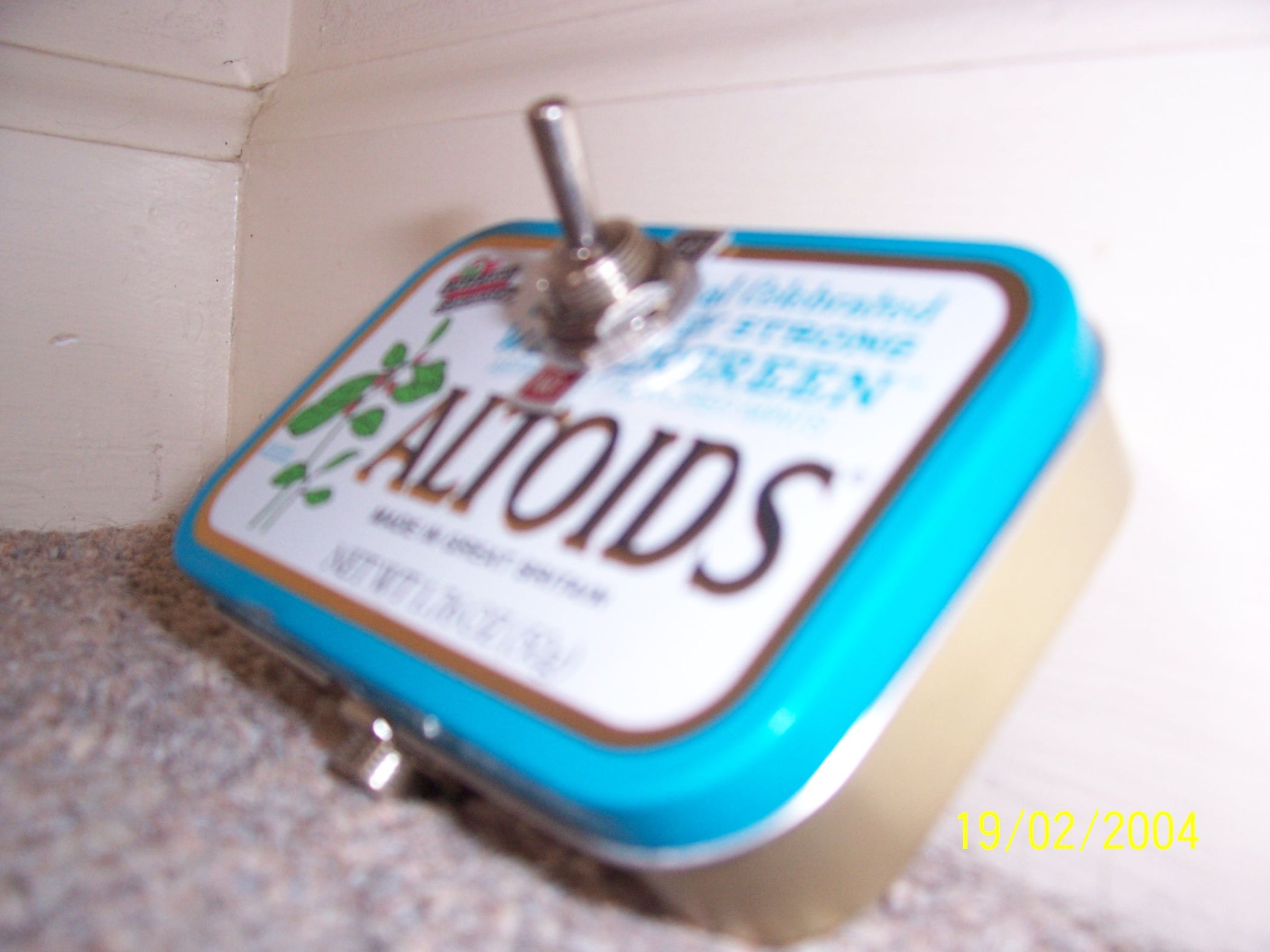 Altoids Amp : 11 Steps - Instructables