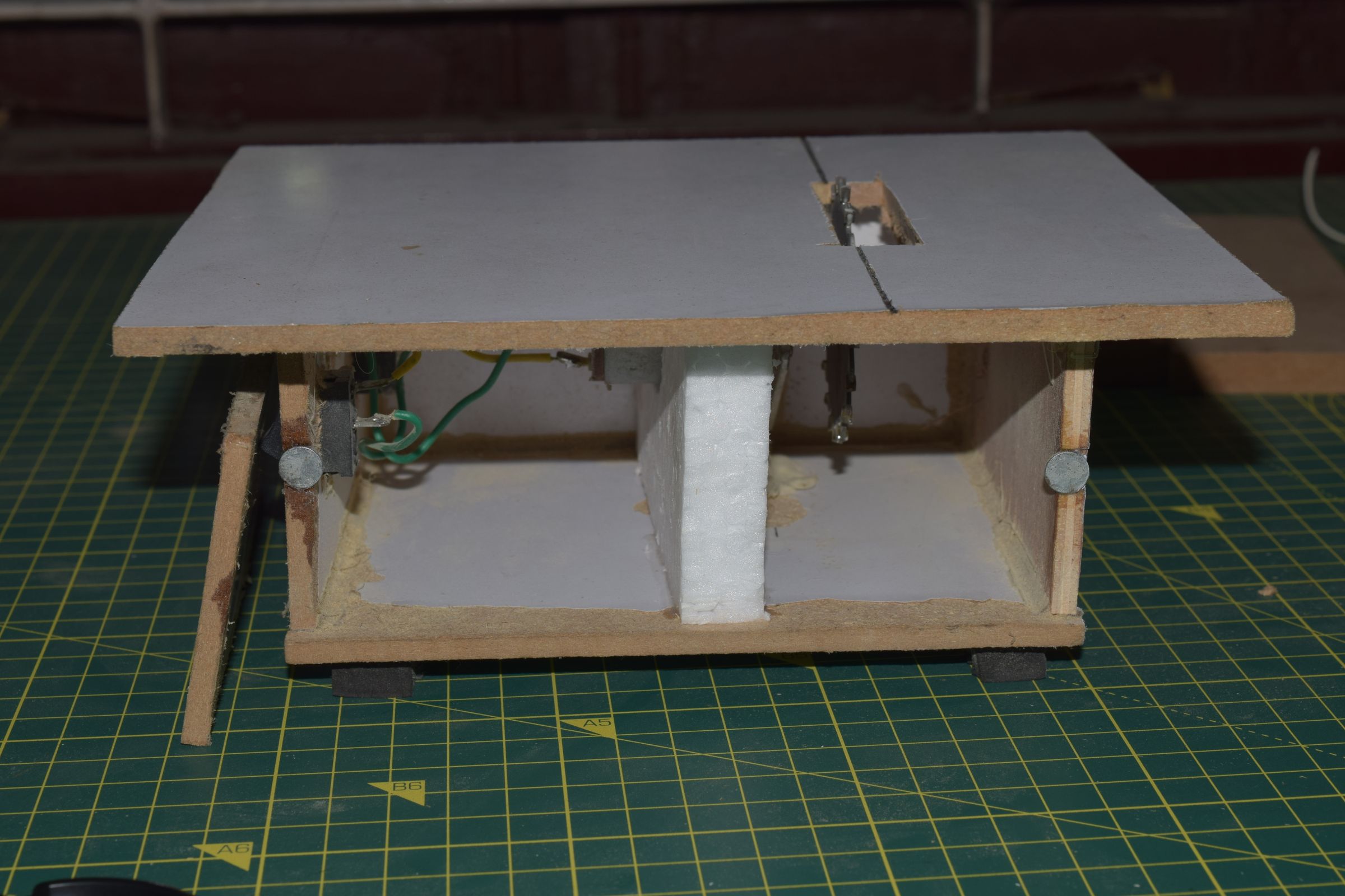 DIY PCB Cutter AKA Mini Table Saw : 8 Steps (with Pictures) - Instructables
