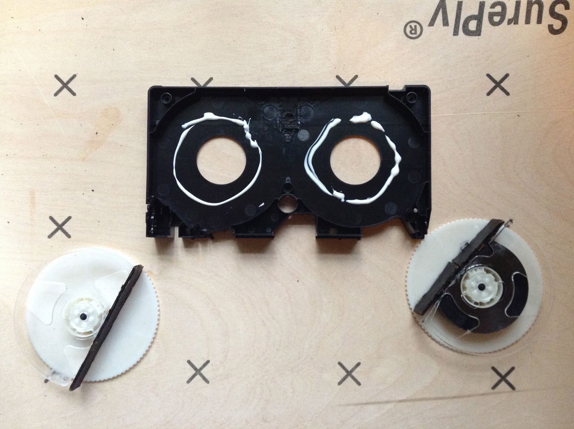 VHS Tape Secret Compartment : 7 Steps (with Pictures) - Instructables