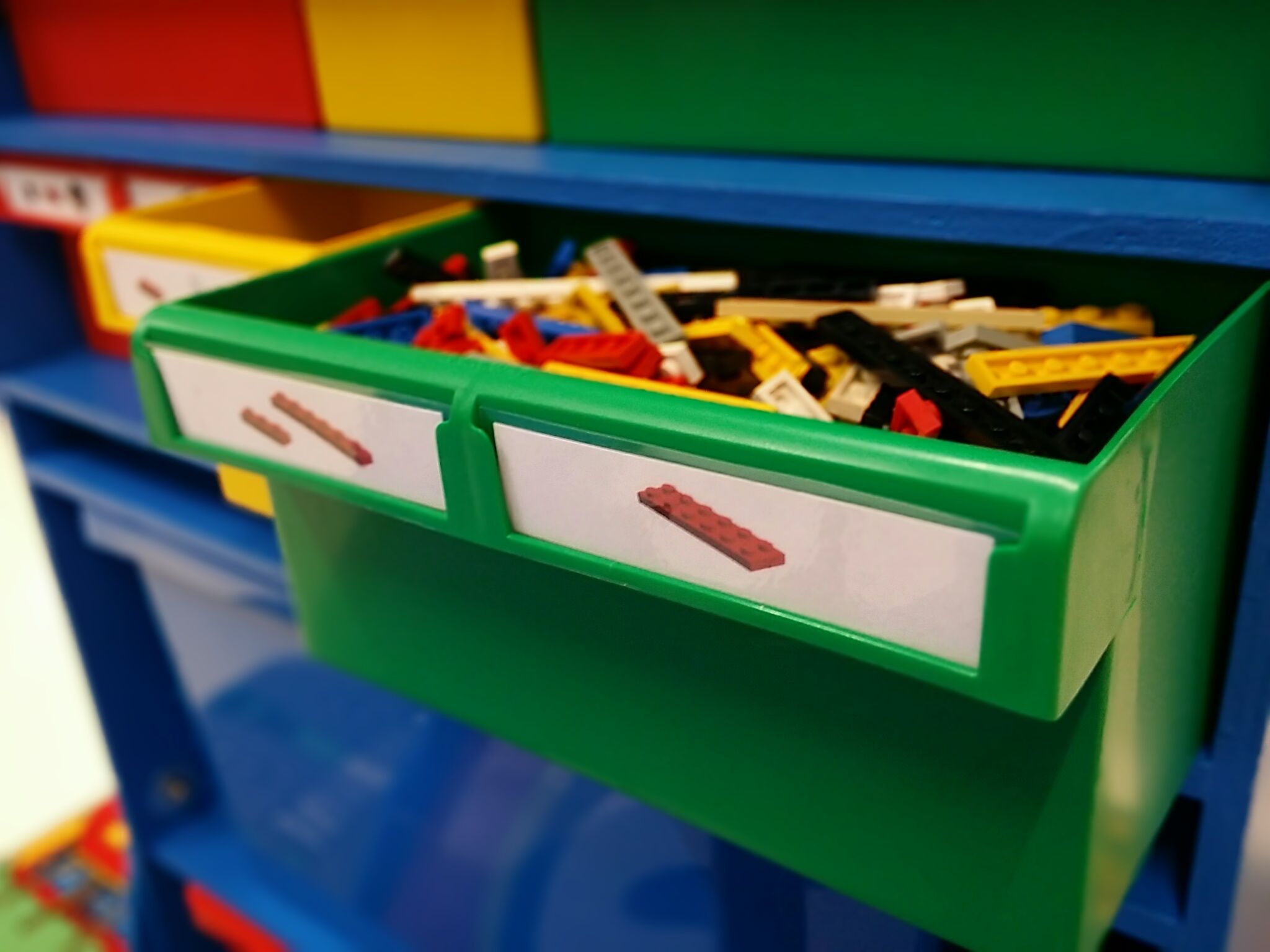 Portable Lego Creation Station : 14 Steps (with Pictures) - Instructables