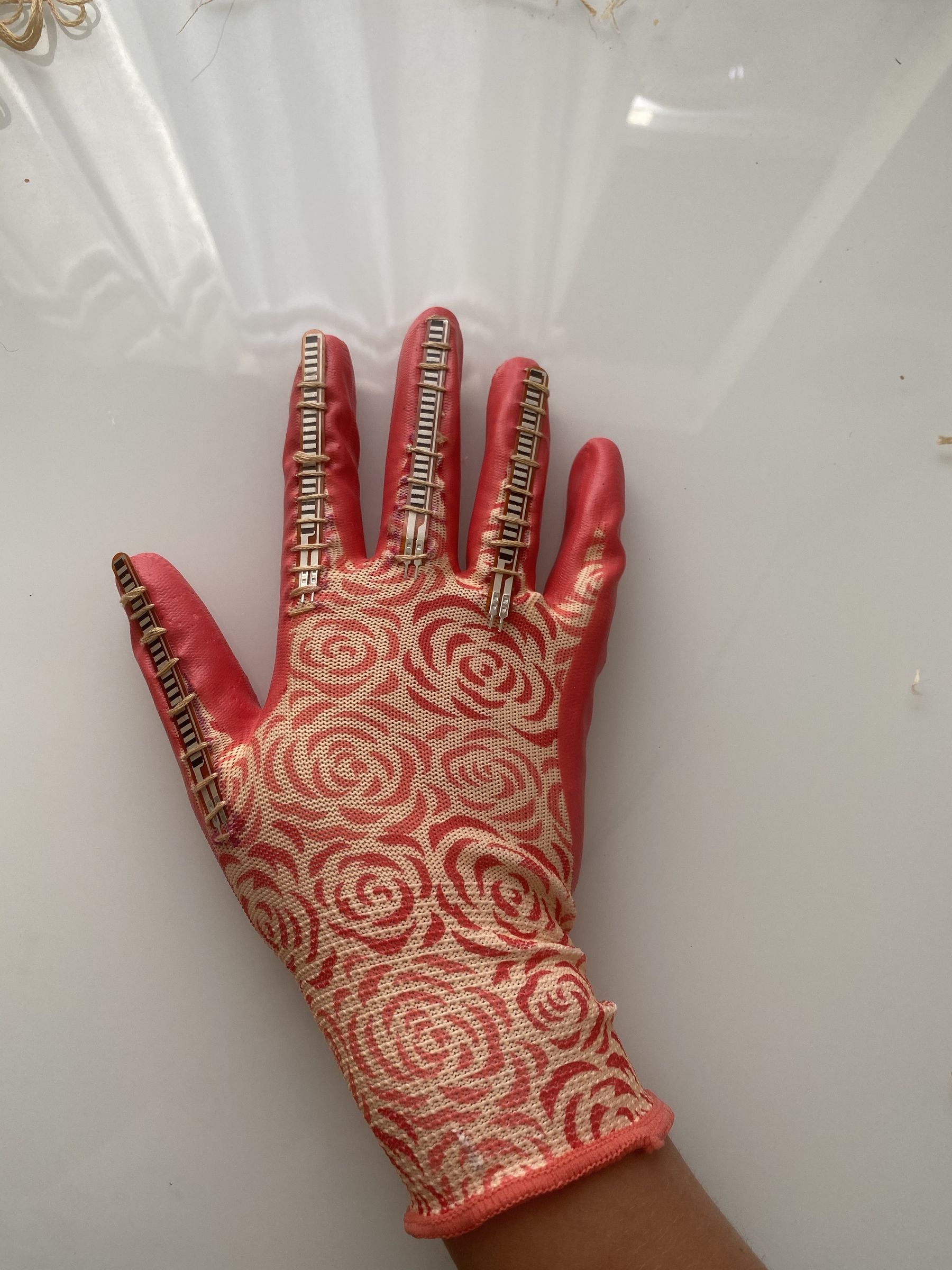 Art Glove : 10 Steps (with Pictures) - Instructables