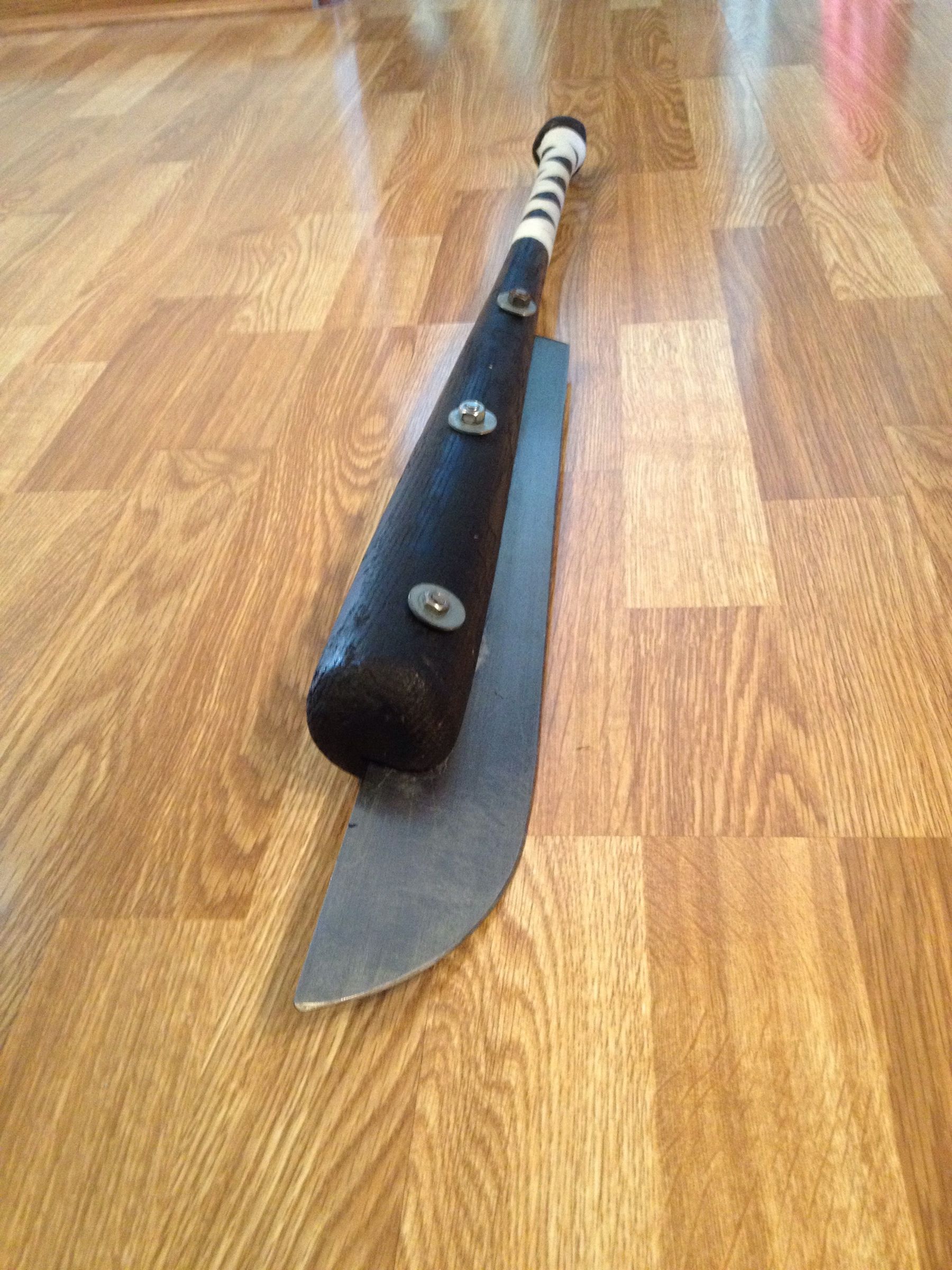 Zombie Weapon: THE BACHETE : 3 Steps - Instructables