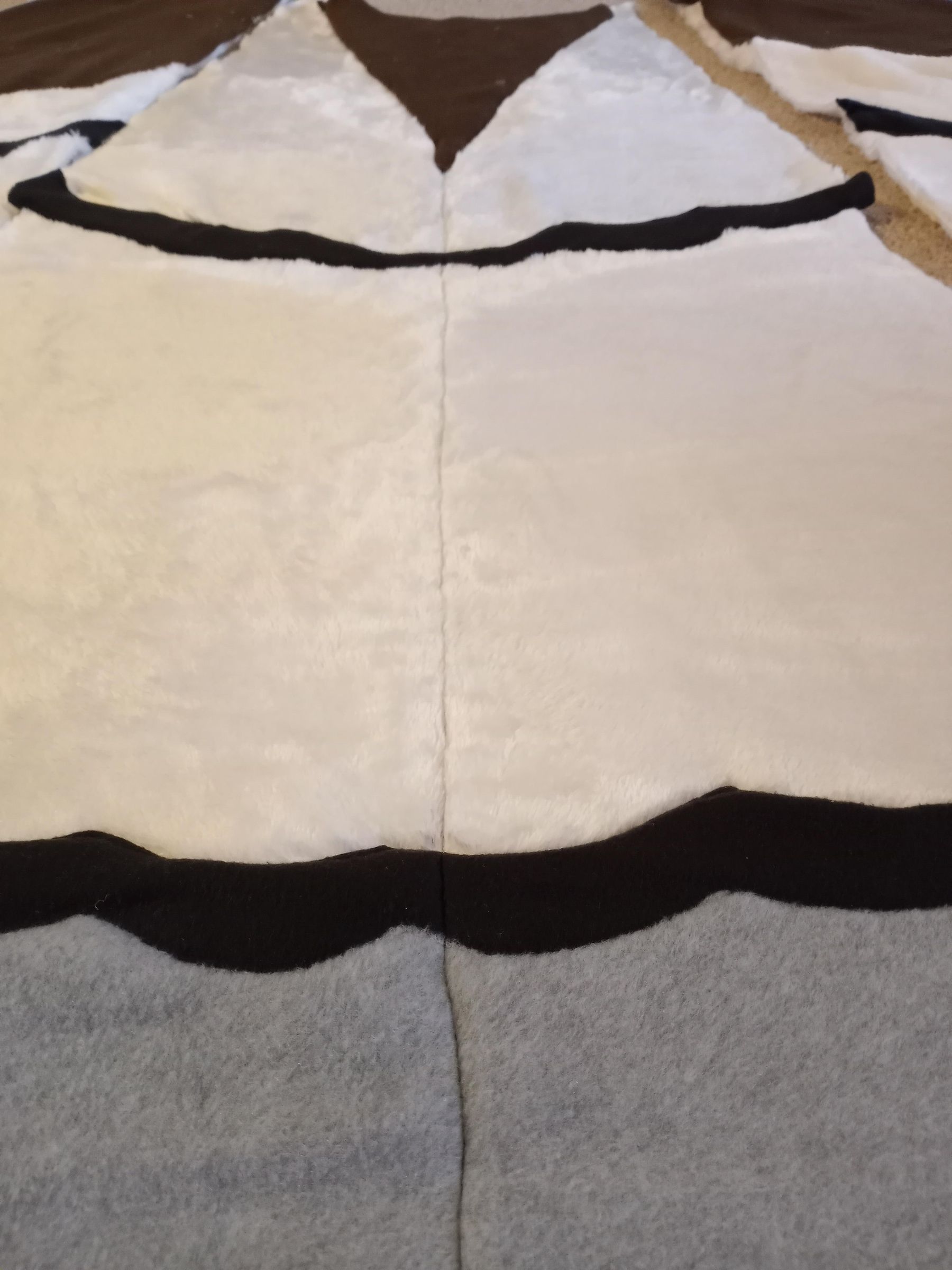 Moth Wing Cloak : 11 Steps (with Pictures) - Instructables