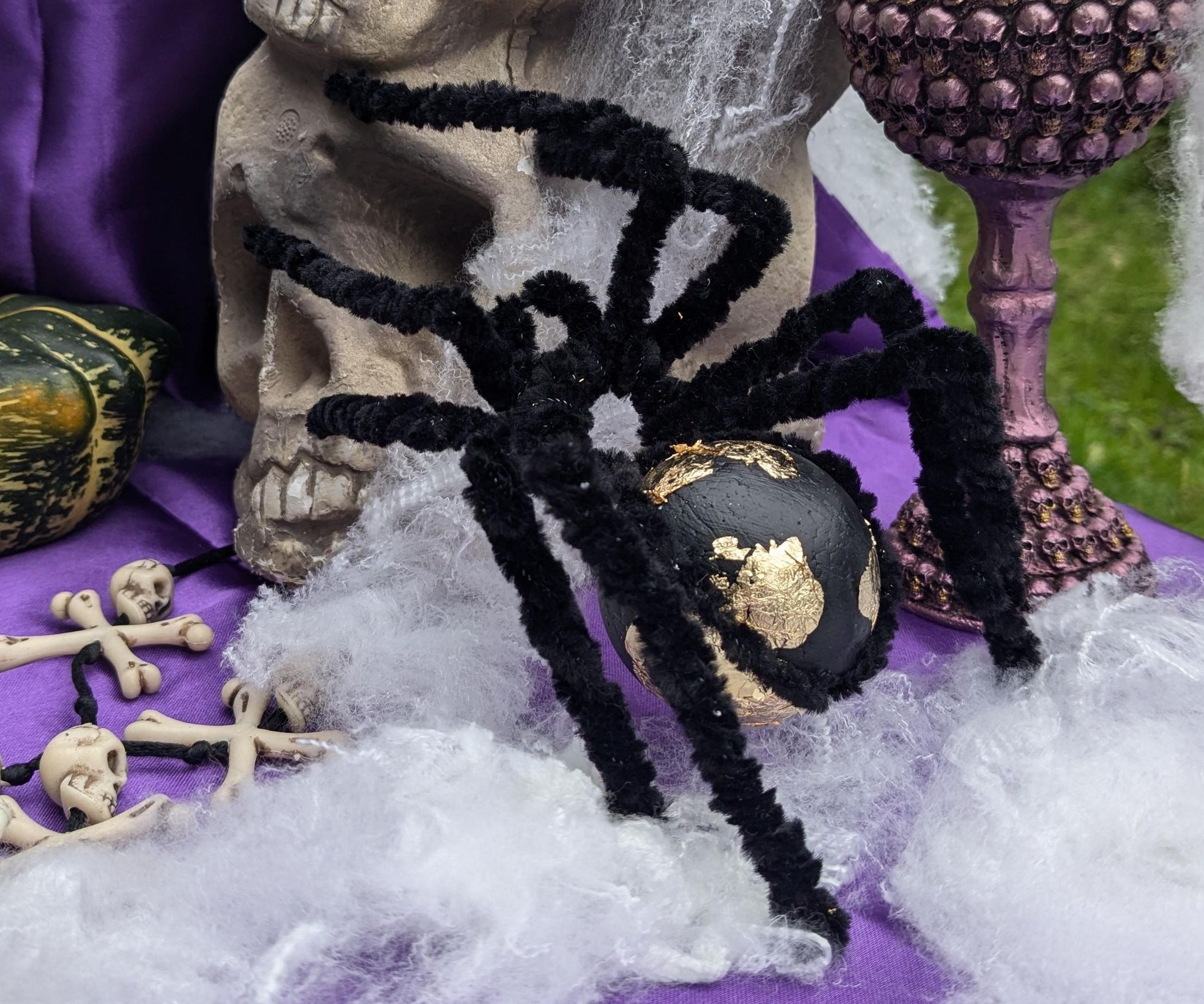 DIY Spooky Pipe-cleaner Spiders : 21 Steps (with Pictures) - Instructables