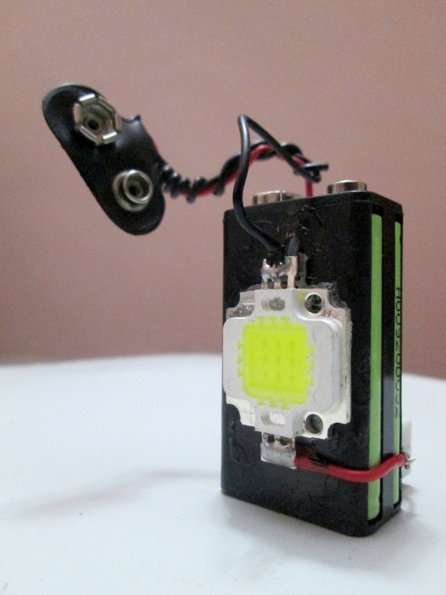 9 Volt Rechargeable Mini MagicMarilia Led Flash-light (awesome Blinding ...