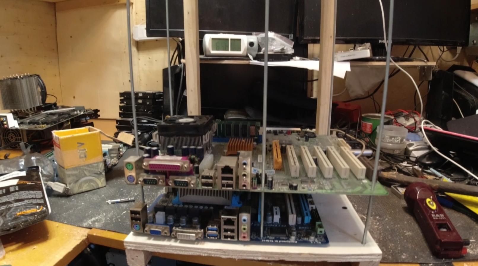 Cluster PC With 4 Motherboards in 1 Case/Cage : 4 Steps - Instructables