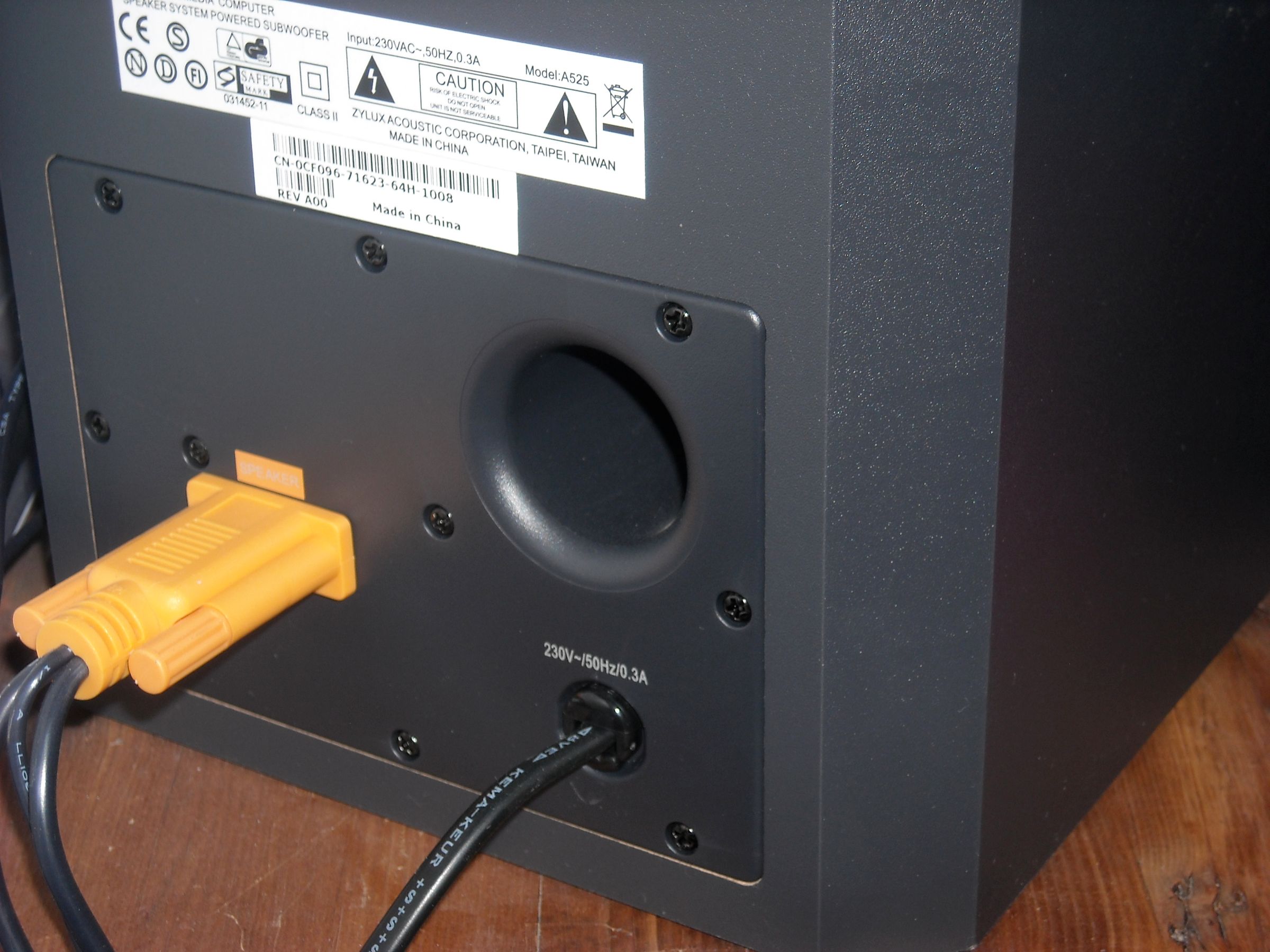 Turn Your Bass Reflex Speakers to Passive Reflex : 3 Steps - Instructables