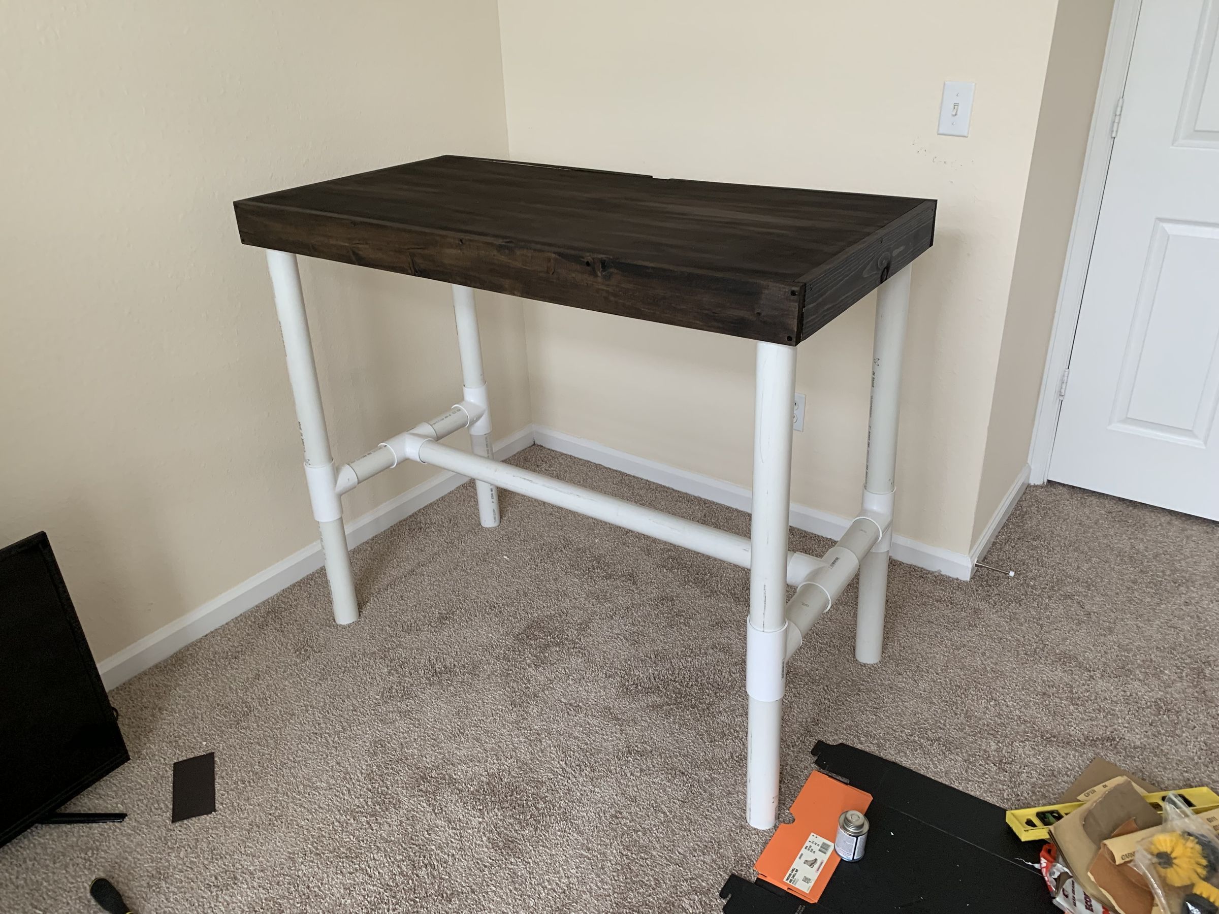 Homemade Standing Desk : 11 Steps (with Pictures) - Instructables