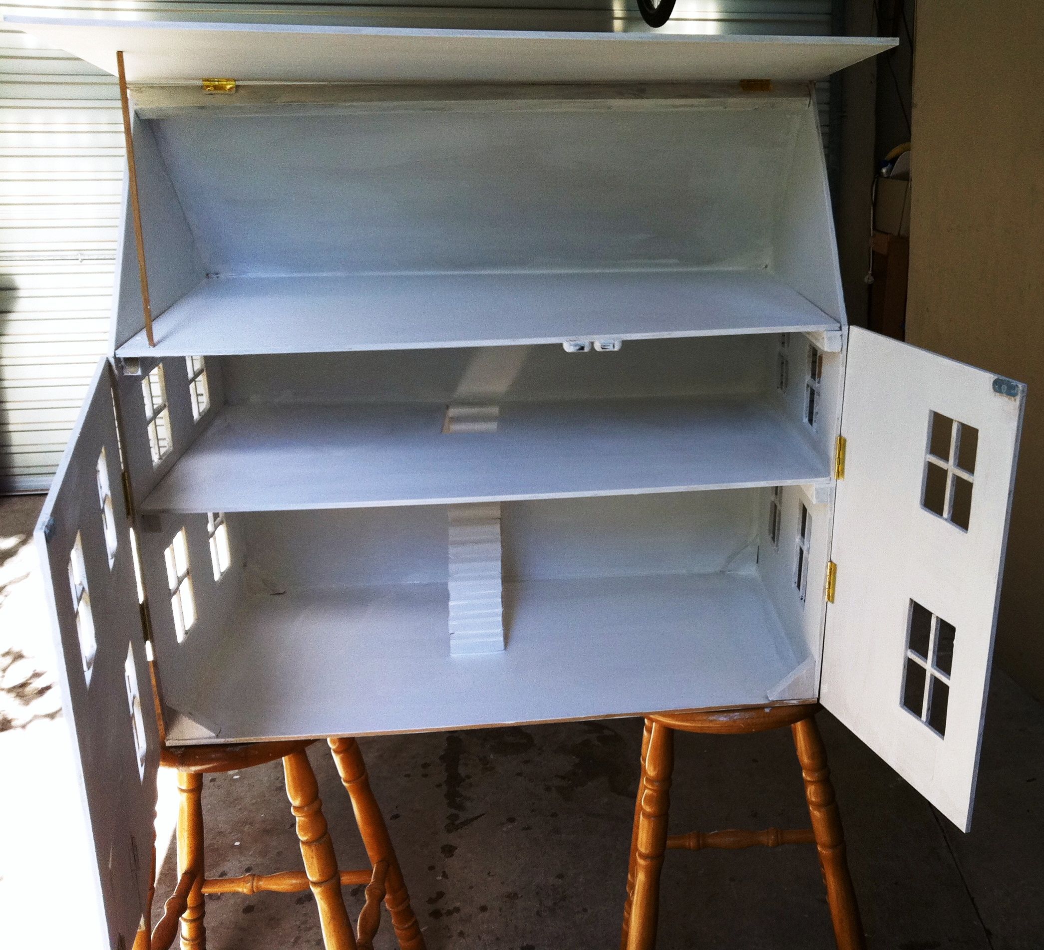 Build a Doll's House : 8 Steps (with Pictures) - Instructables