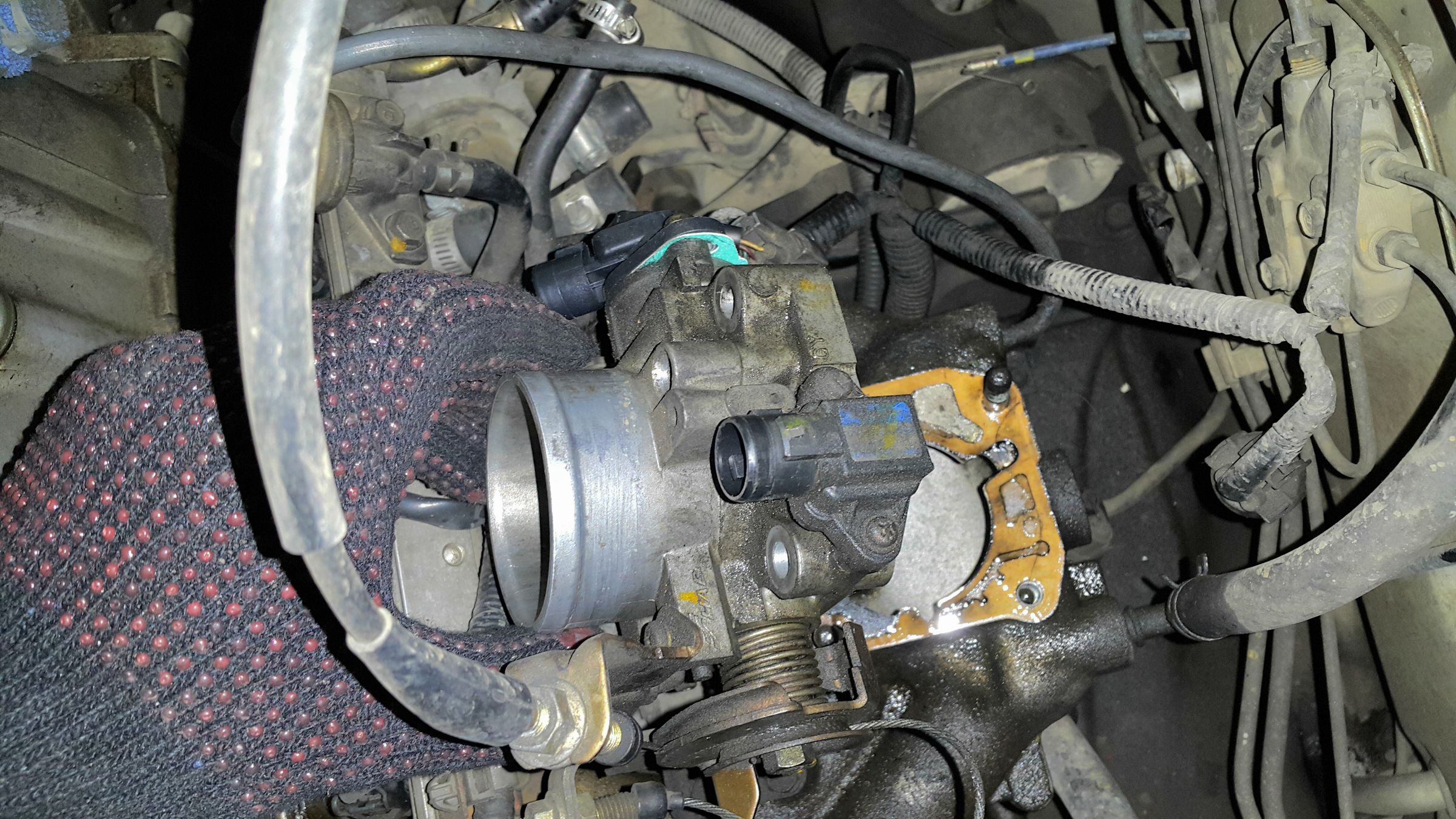 Replacing of the Map Sensor on My Honda Civic 1999 D15B. : 4 Steps ...