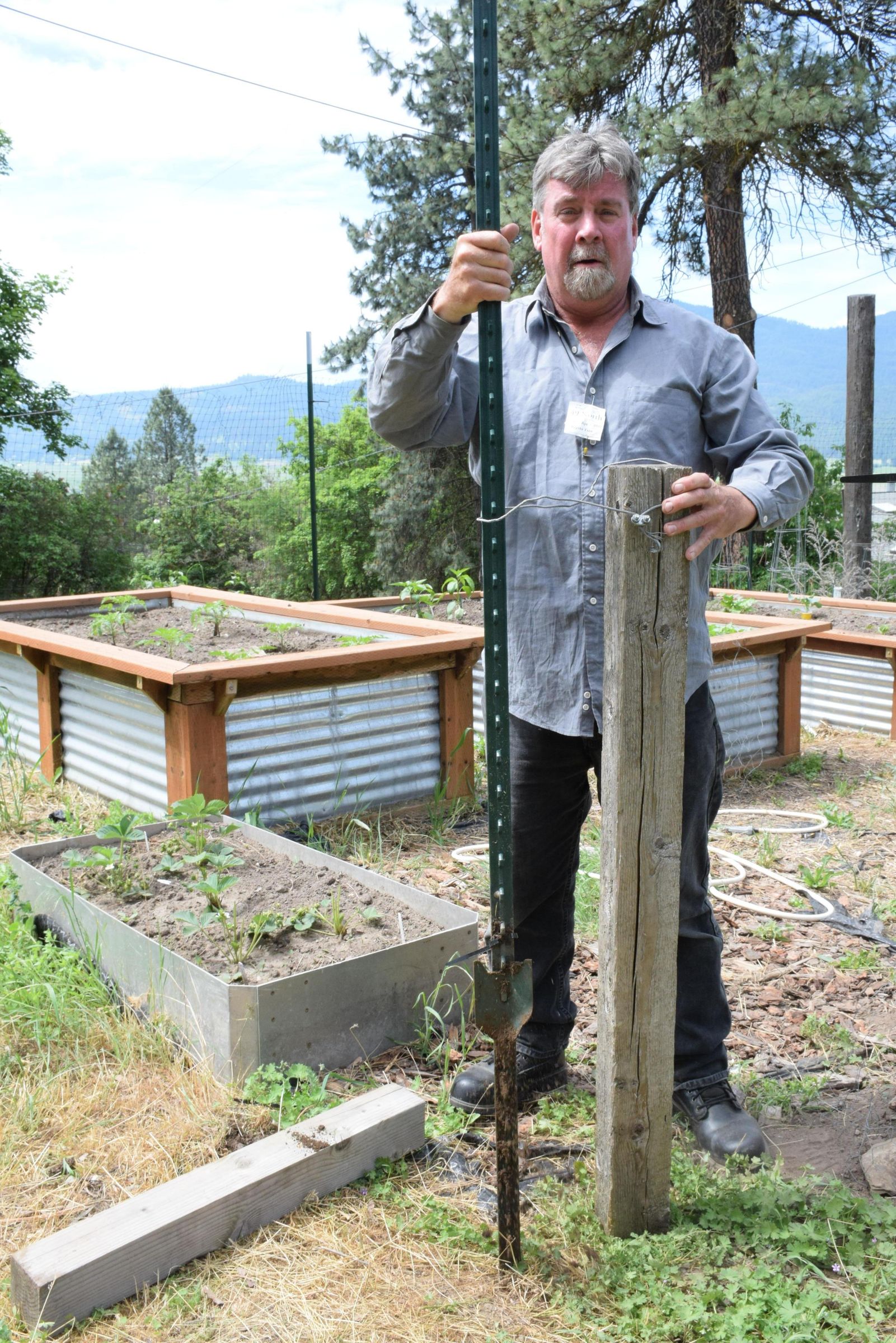 Cheap and Easy Fence Post Puller : 6 Steps (with Pictures) - Instructables