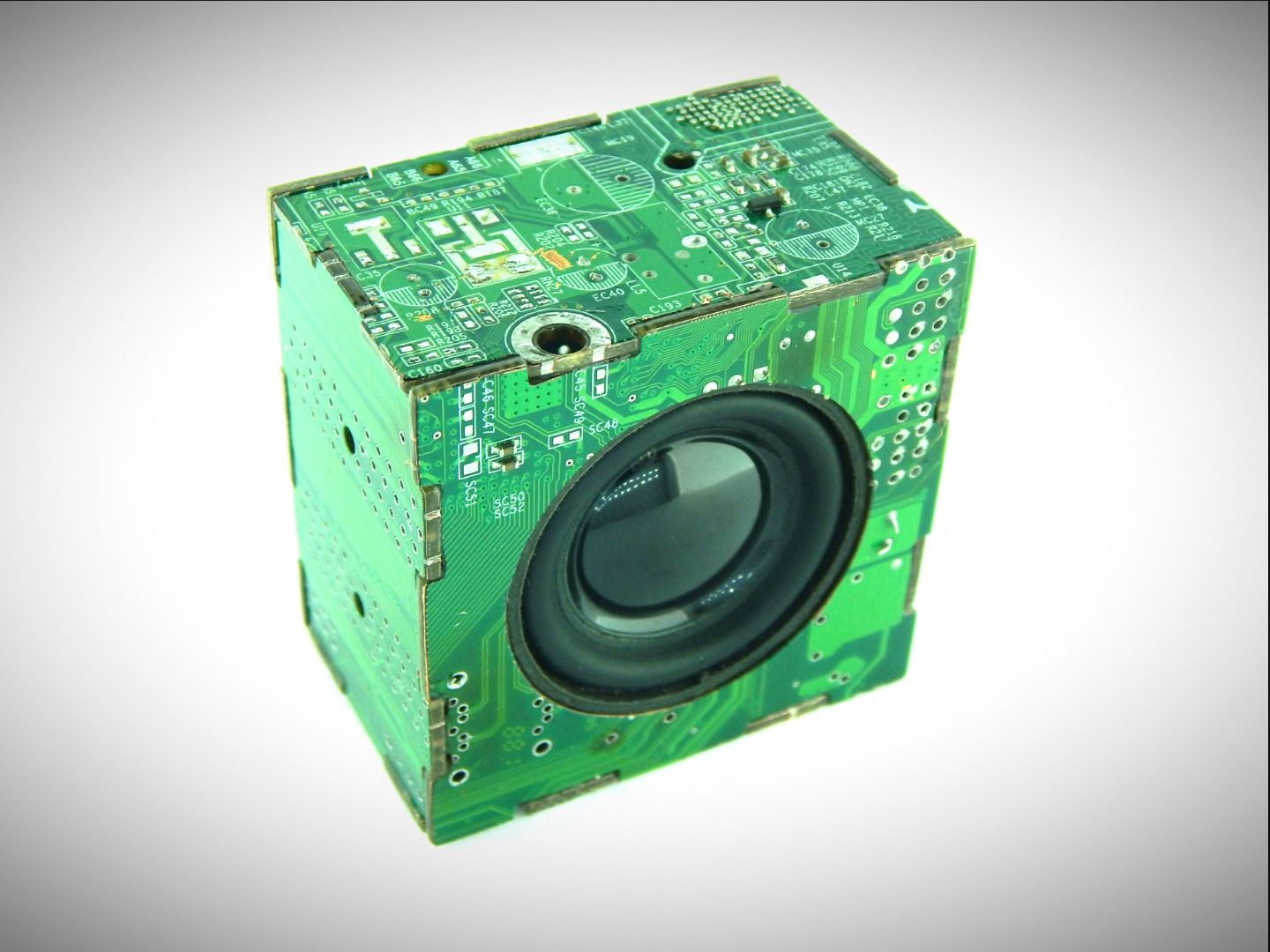 PCB Motherboard Speaker : 5 Steps (with Pictures) - Instructables