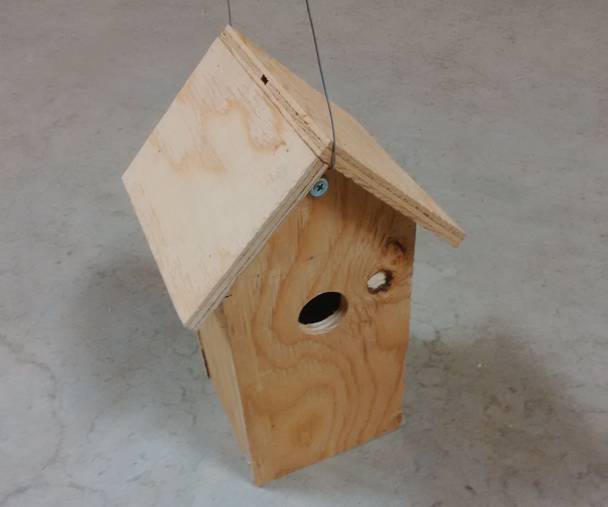 How to Build a Birdhouse : 7 Steps (with Pictures) - Instructables