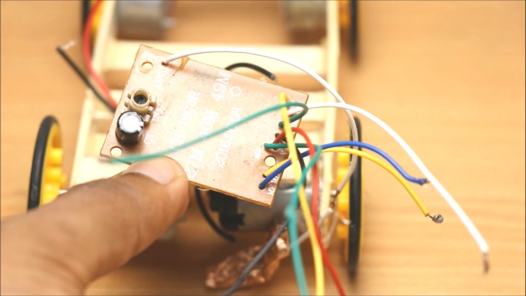 How to Make Remote Control Car at Home in Easy Way - DIY Wireless RC CAR : 7 Steps - Instructables