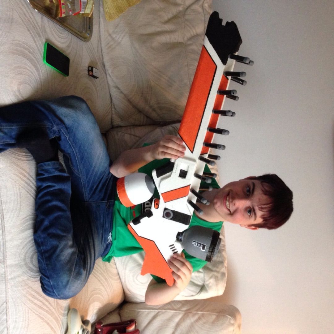 District 9 Gun : 17 Steps - Instructables