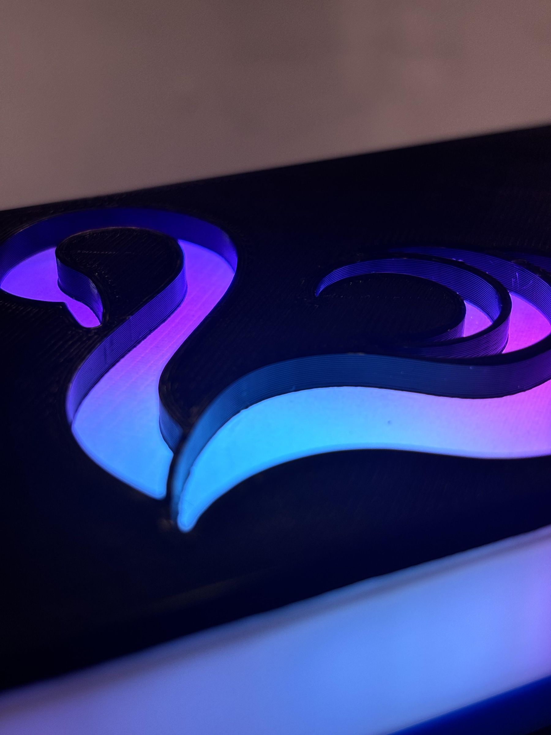 LED Logo Light Box : 5 Steps - Instructables