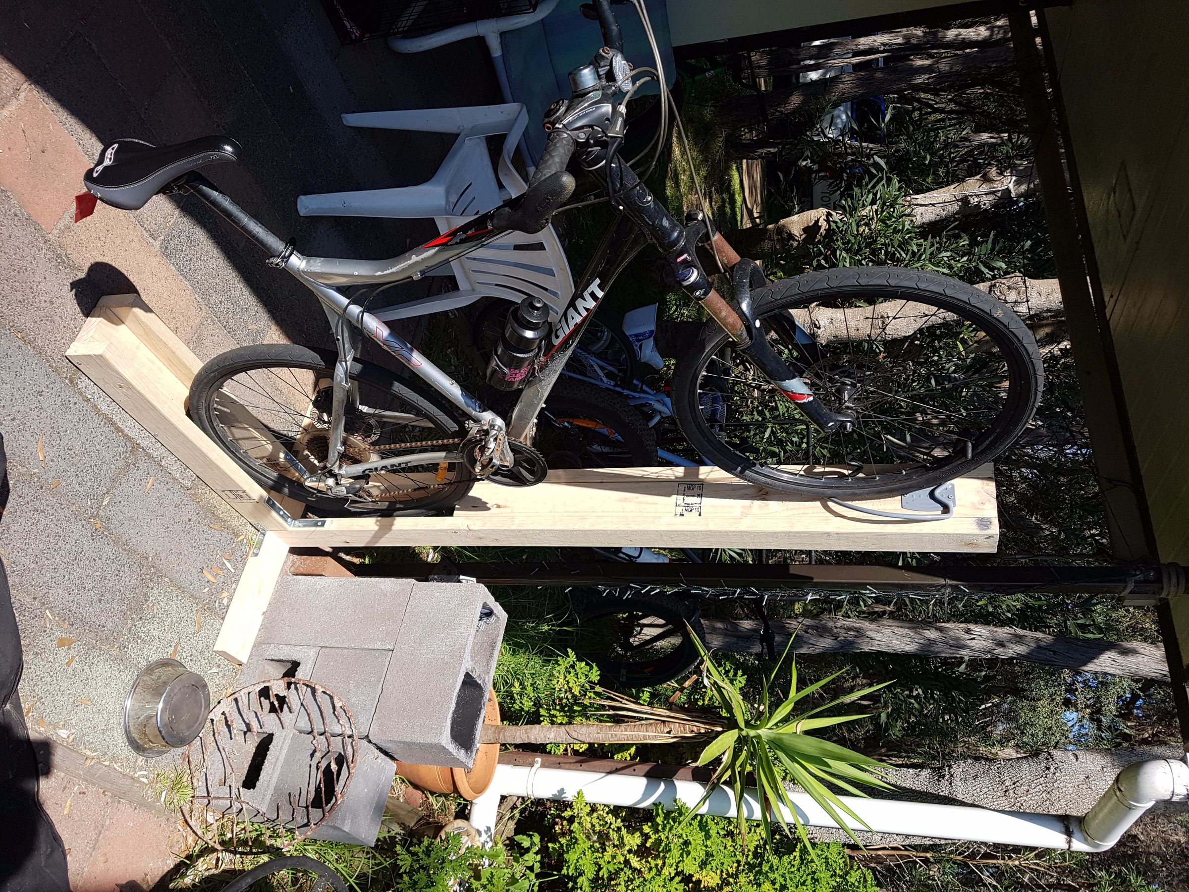 Vertical Bike Rack From 2x4s (single Bike) : 5 Steps (with Pictures ...