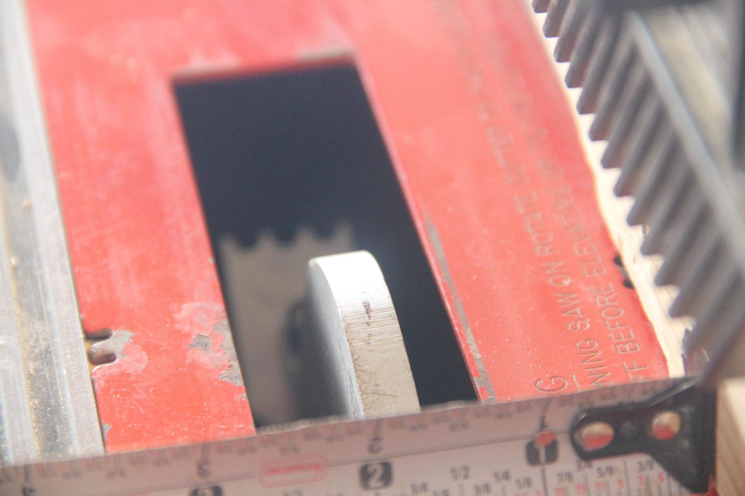 DIY Crown Molding : 11 Steps (with Pictures) - Instructables