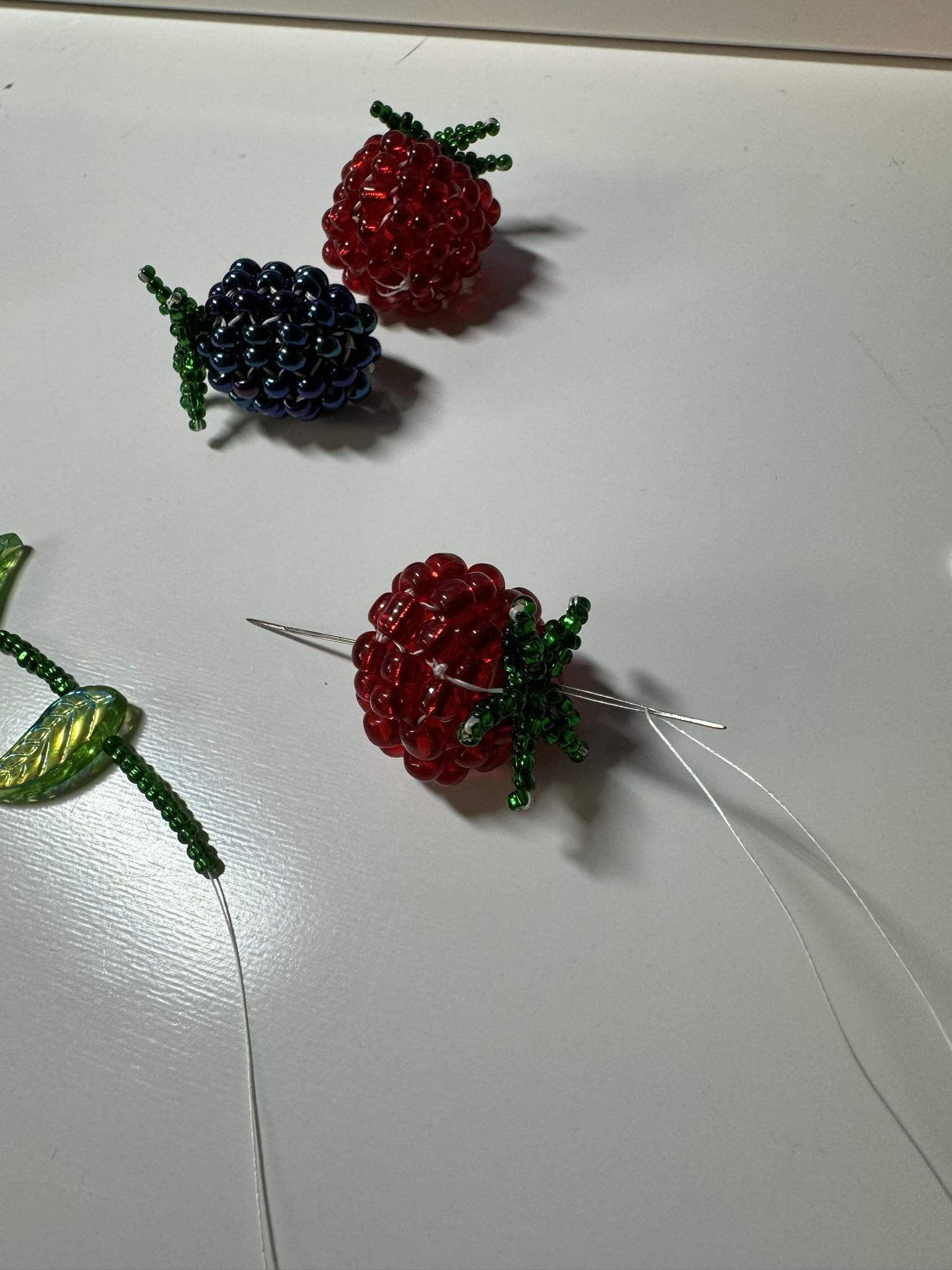 Beaded Raspberry Necklace : 18 Steps (with Pictures) - Instructables