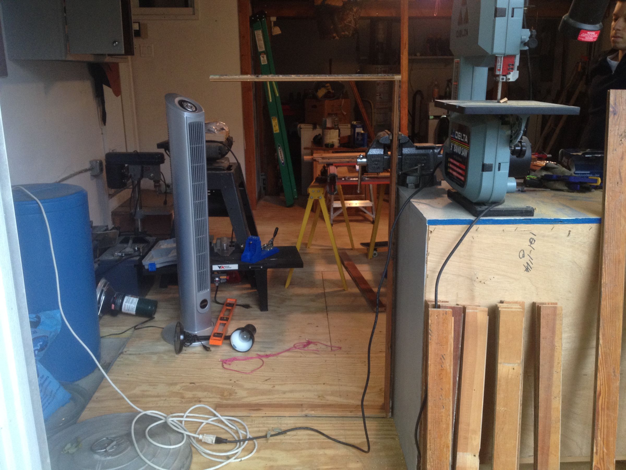 Winterize Your Garden With a Cold Frame : 9 Steps (with Pictures ...