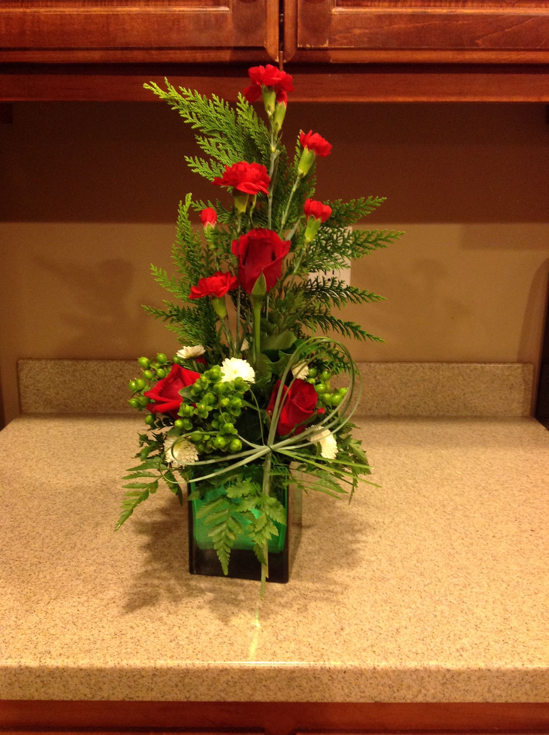 How to Make a Christmas Flower Arrangement : 13 Steps (with Pictures ...