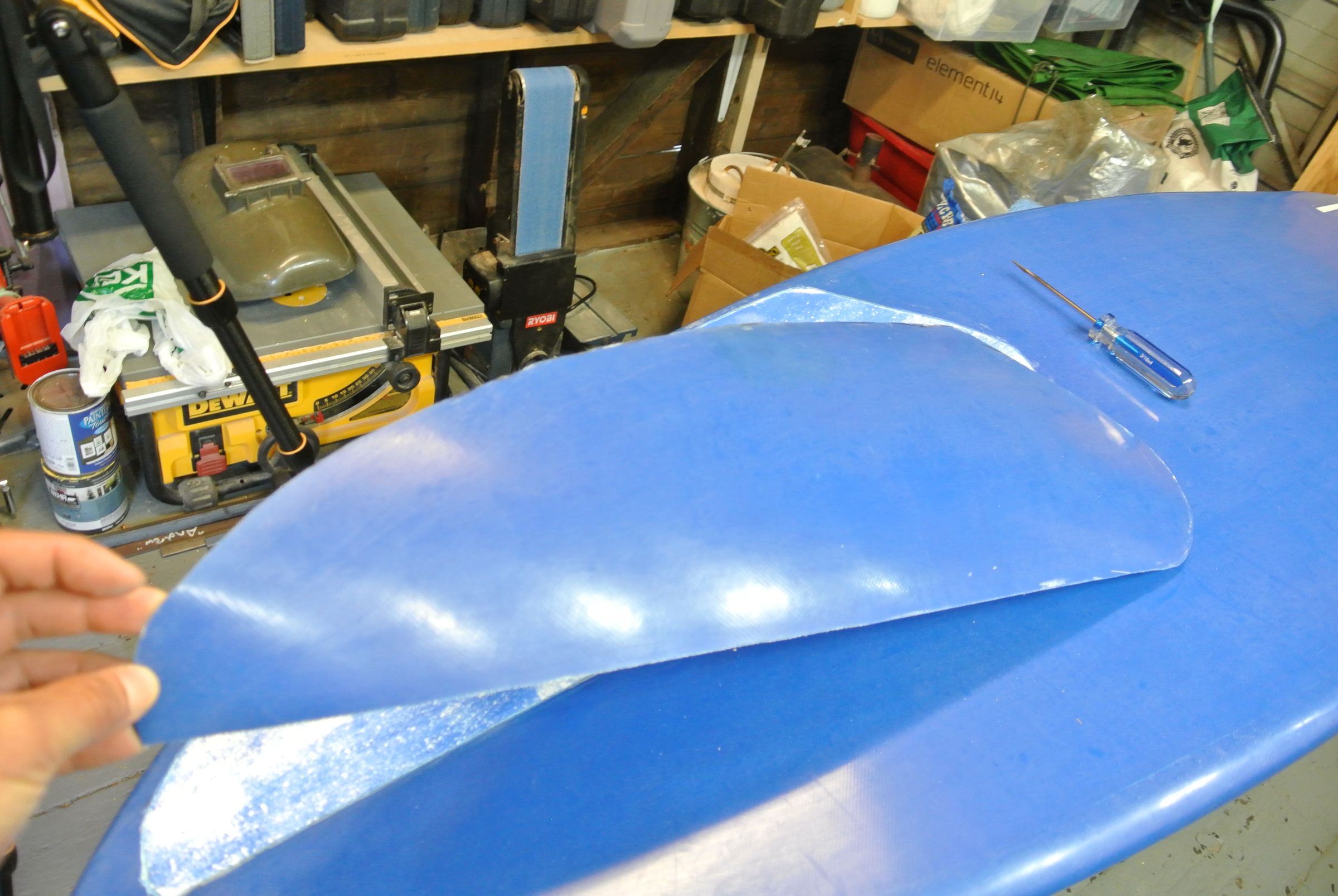 How to Repair a Surfboard : 10 Steps (with Pictures) - Instructables