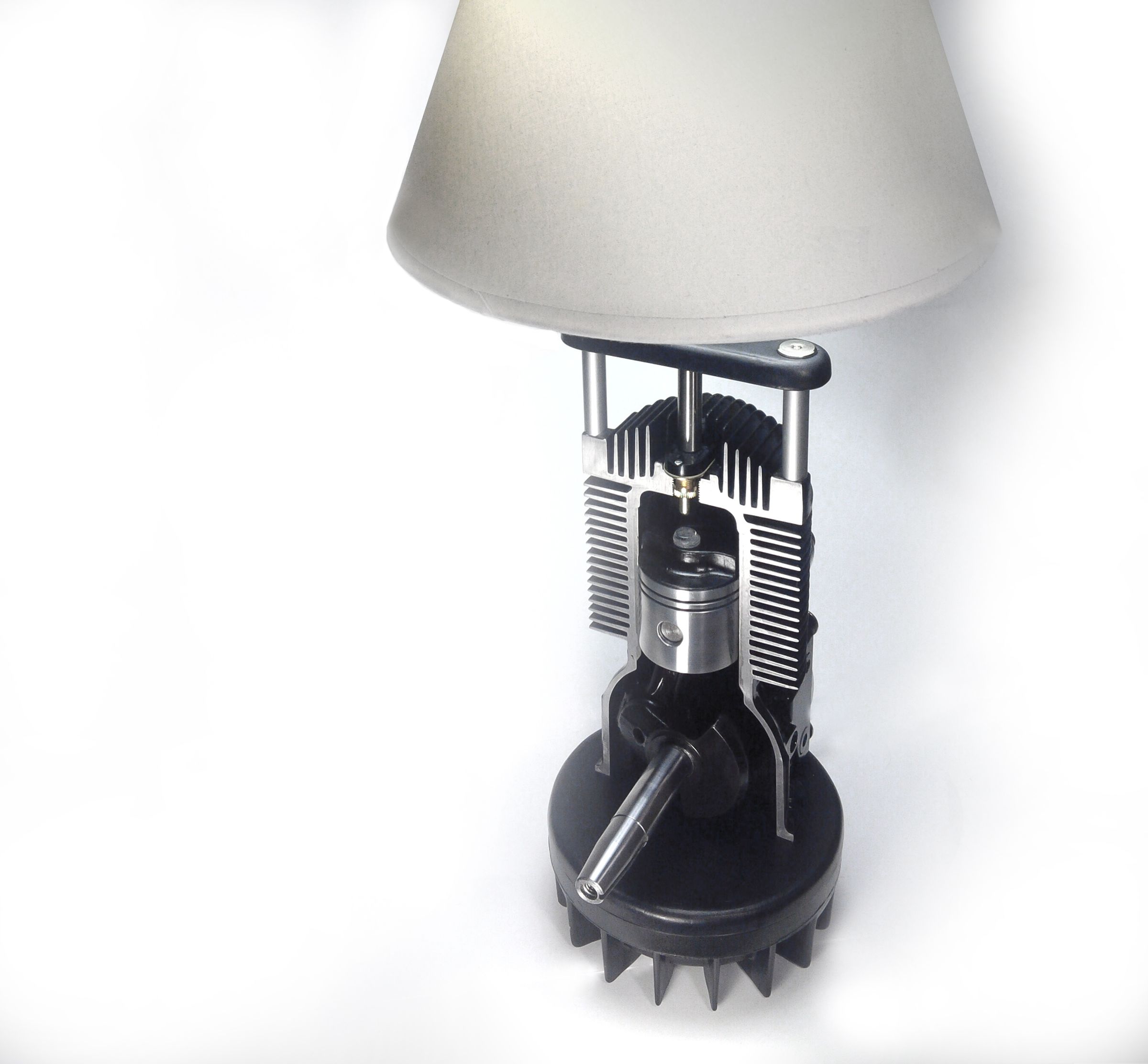 Small Engine Lamp : 7 Steps (with Pictures) - Instructables