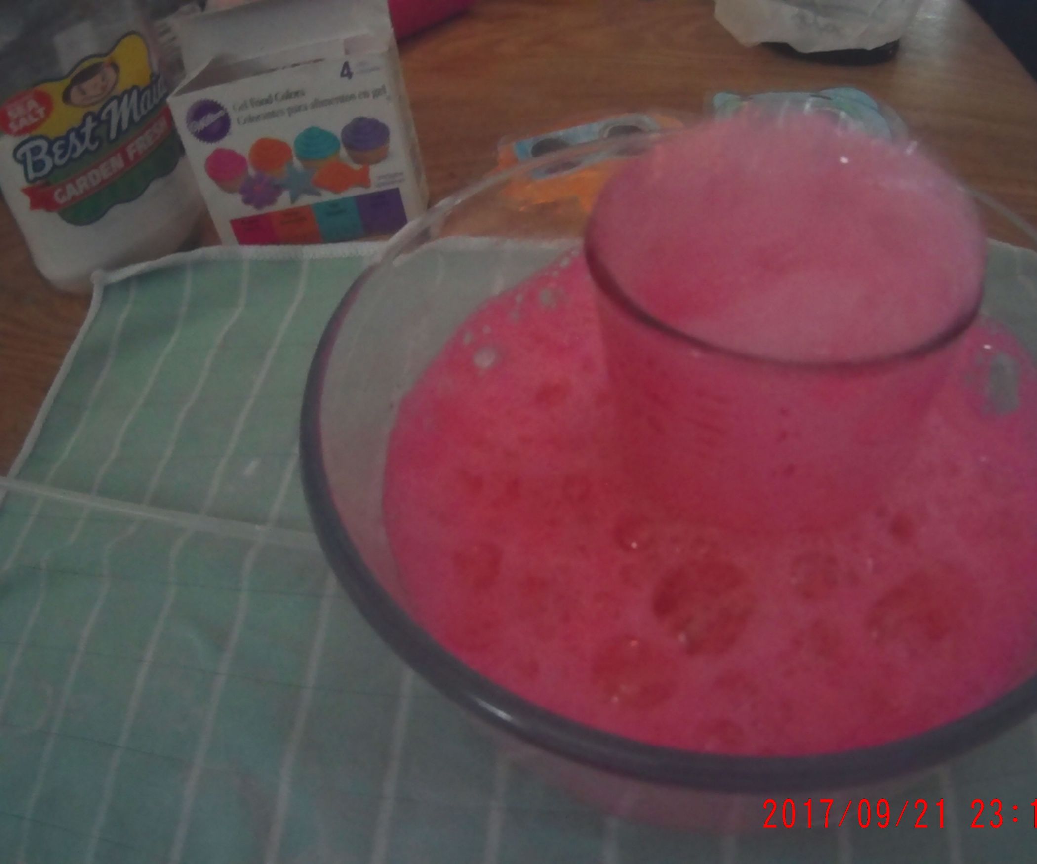 How to Make a Baking Soda Volcano : 4 Steps - Instructables
