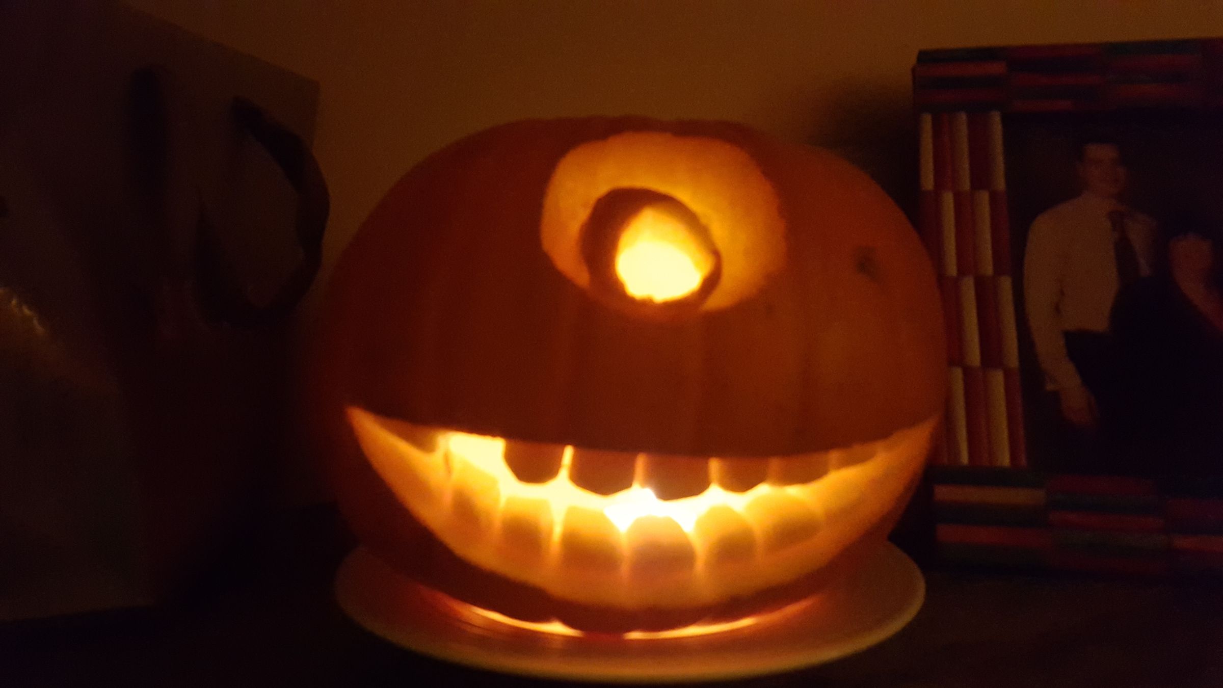One Eye Mike (Wazowski) - Instructables