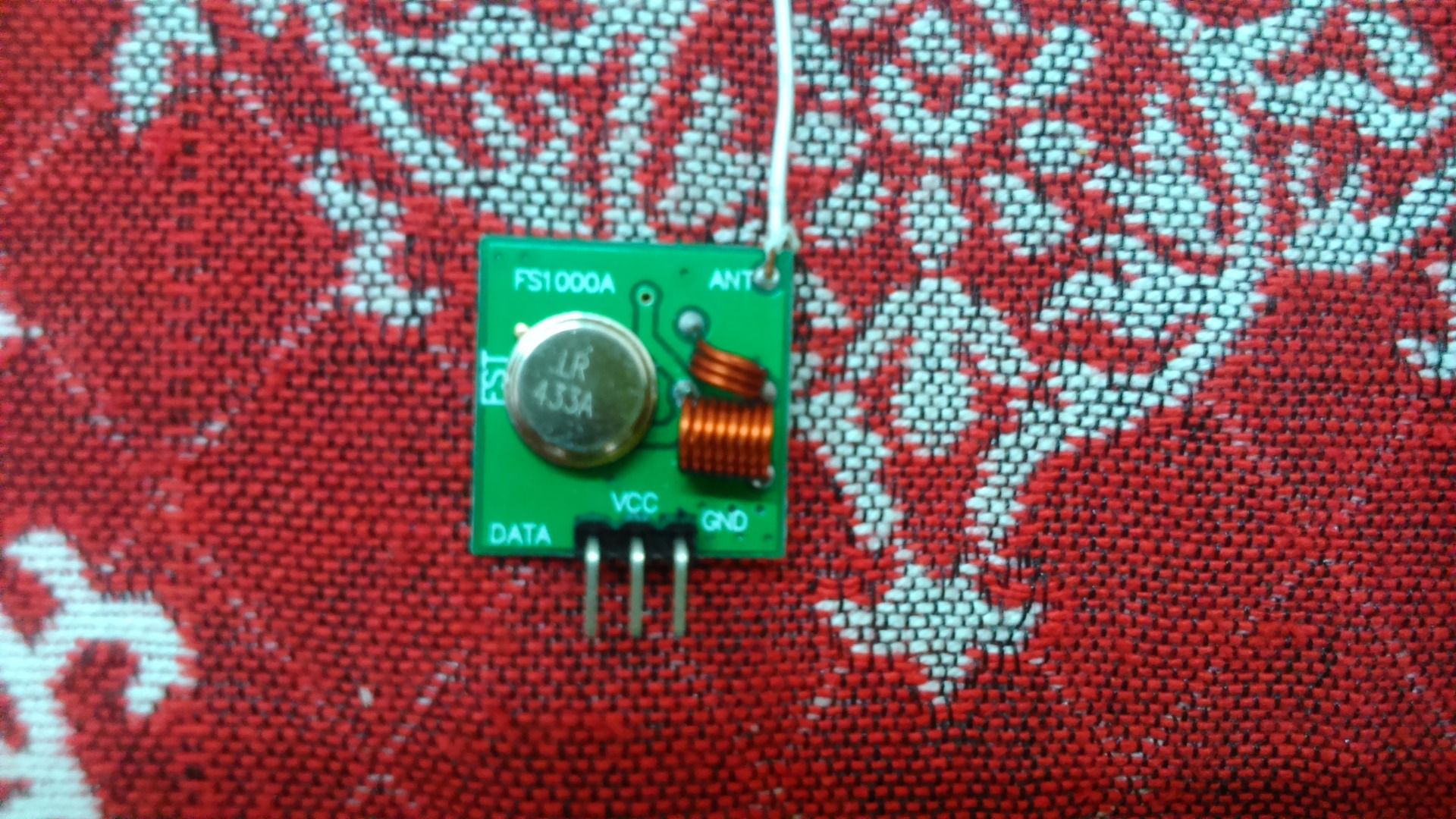 Make a Simple Wireless RF Robot Using Arduino! : 7 Steps (with Pictures ...