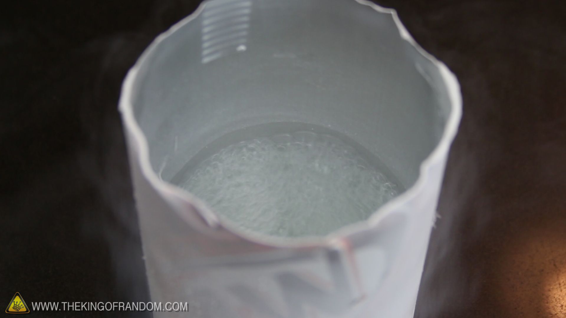10 Things to Do at a Birthday Party With Liquid Nitrogen! : 12 Steps ...