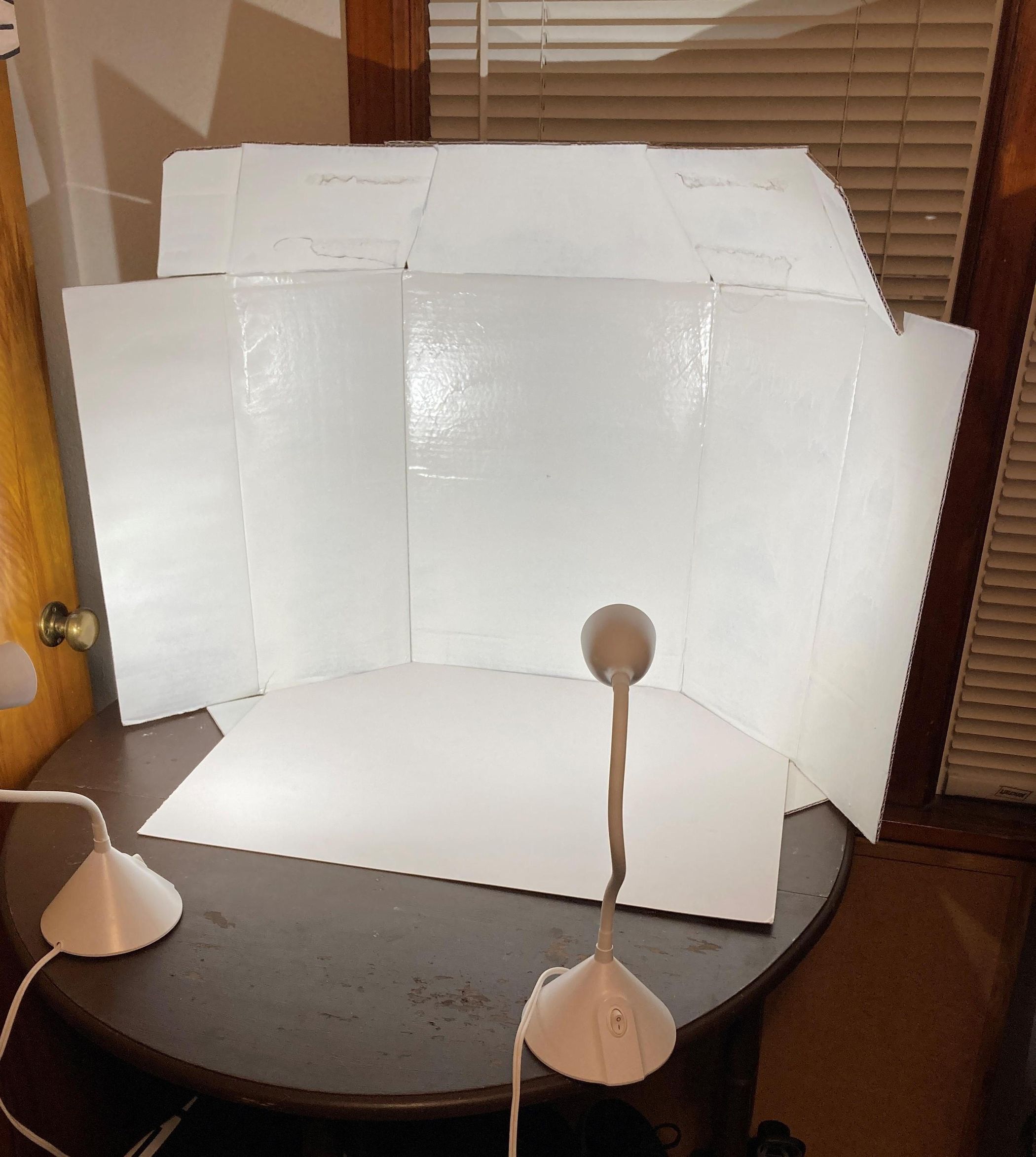 Cardboard Box Photo Backdrop : 4 Steps (with Pictures) - Instructables