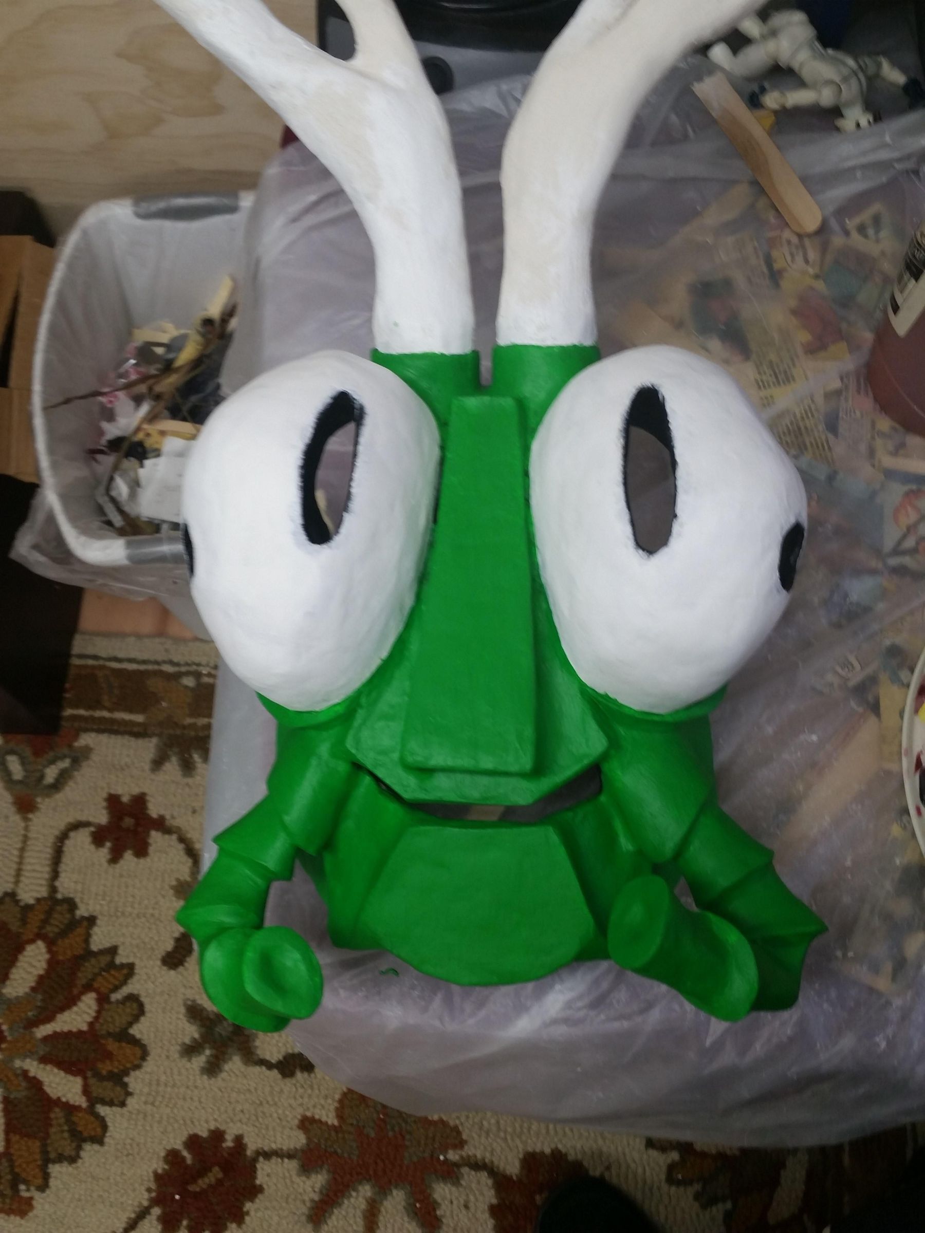 Buck Grasshopper Mask : 9 Steps (with Pictures) - Instructables