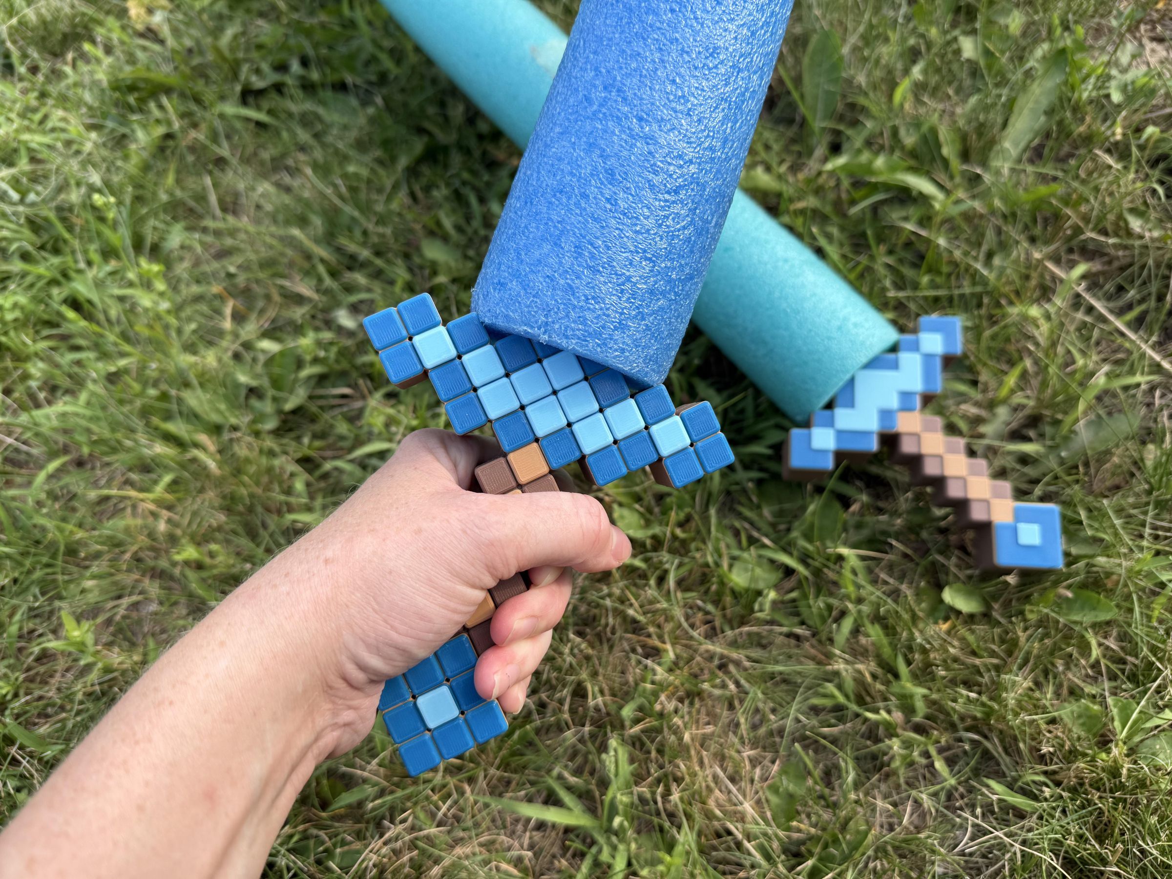 Pool Noodle Sword Handle - 3D Print : 9 Steps (with Pictures ...