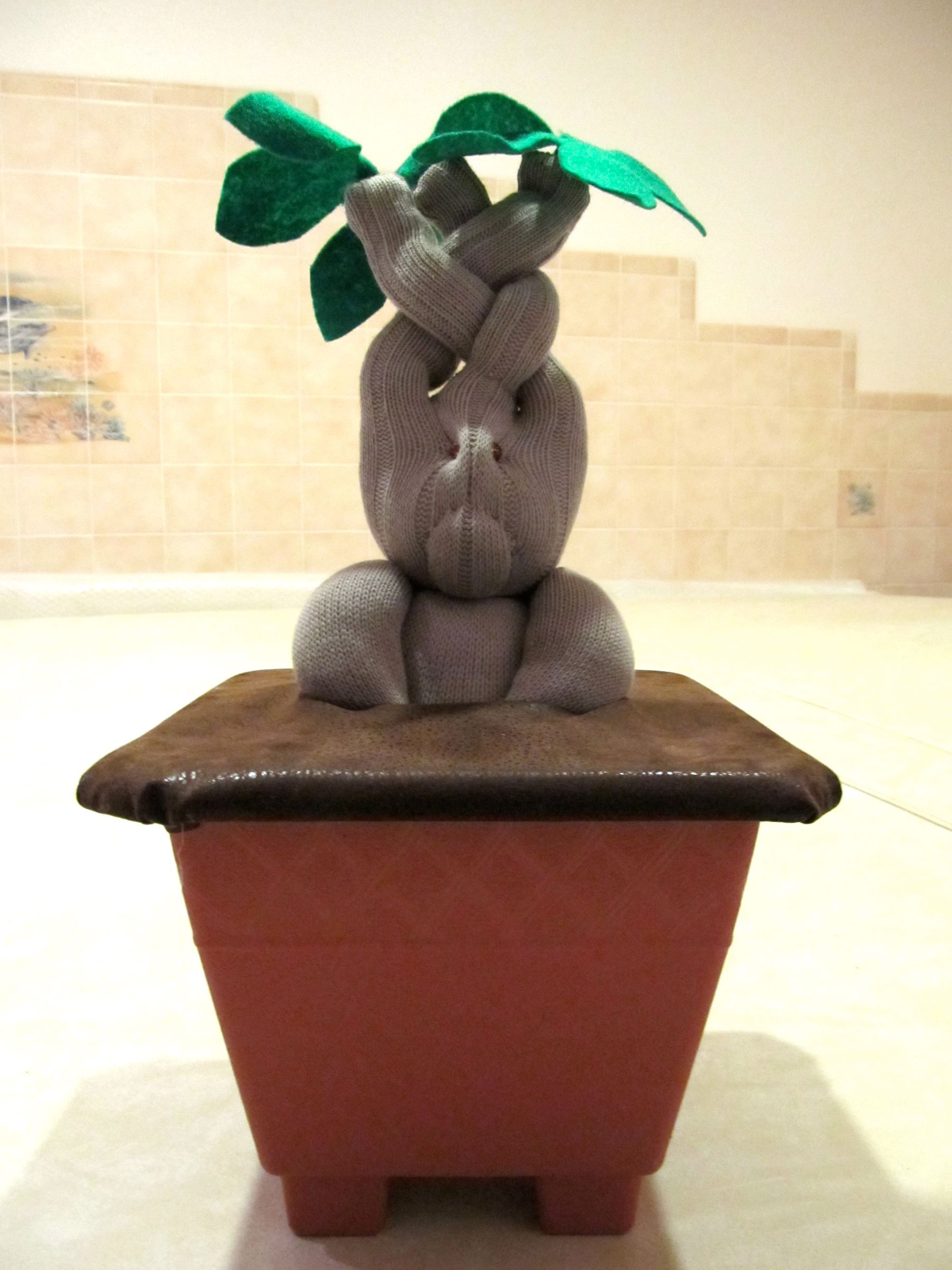 MAKE YOUR OWN SCREAMING MANDRAKE! : 9 Steps (with Pictures) - Instructables