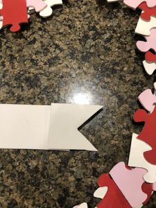 Valentine Puzzle Piece Heart Wreath : 5 Steps (with Pictures ...