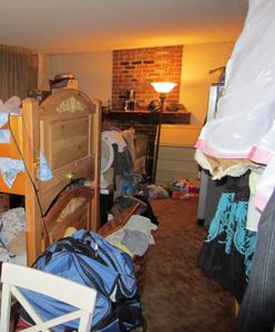 Disheveled Cramped Living Space - Instructables