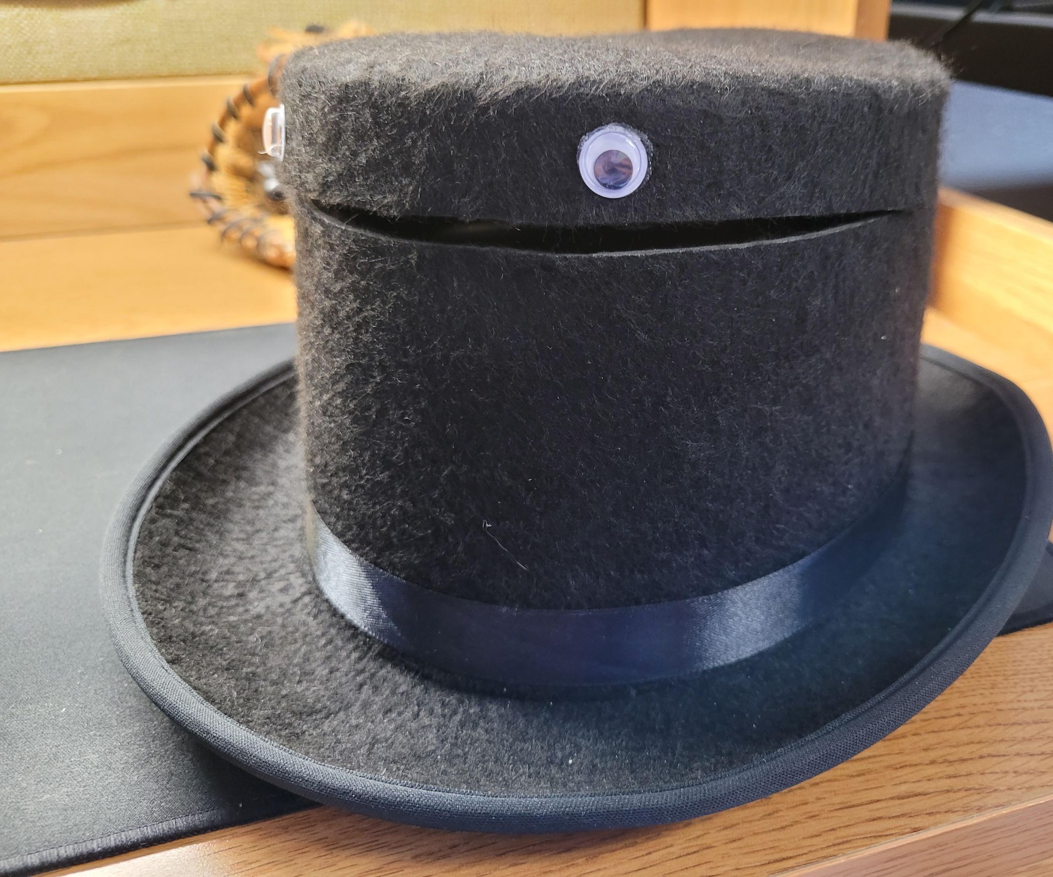 Talking Head: a Talking Hat : 10 Steps (with Pictures) - Instructables