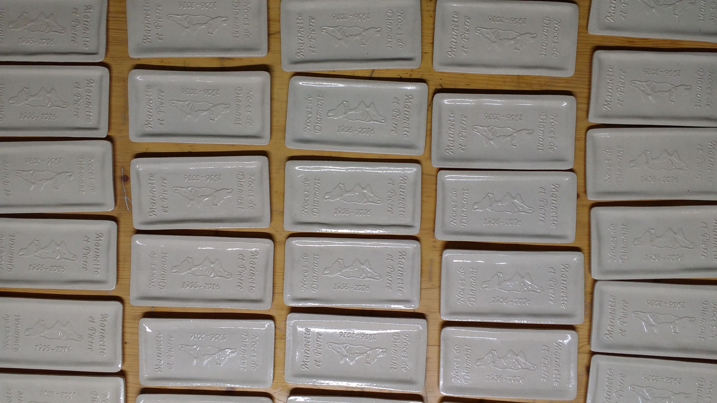 Embossed Message on Ceramic Gift for Special Celebration : 4 Steps ...