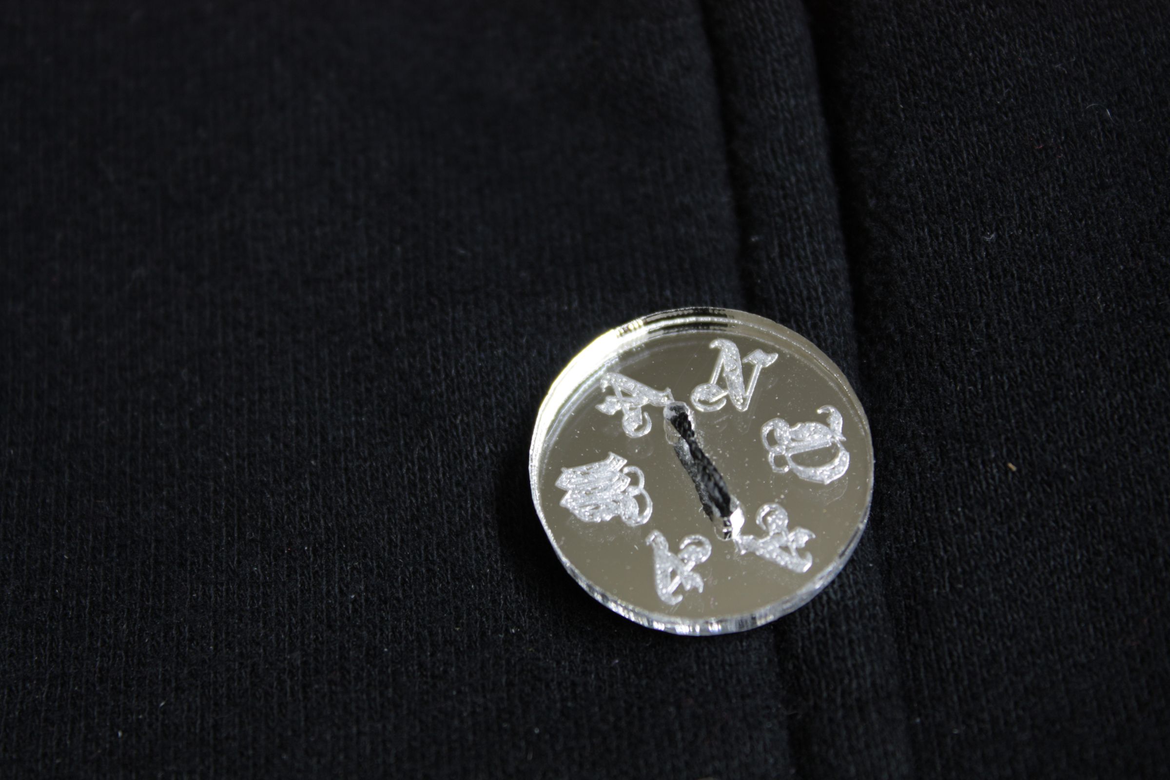 Free Laser Cut Buttons - Totally Customizable! : 6 Steps - Instructables