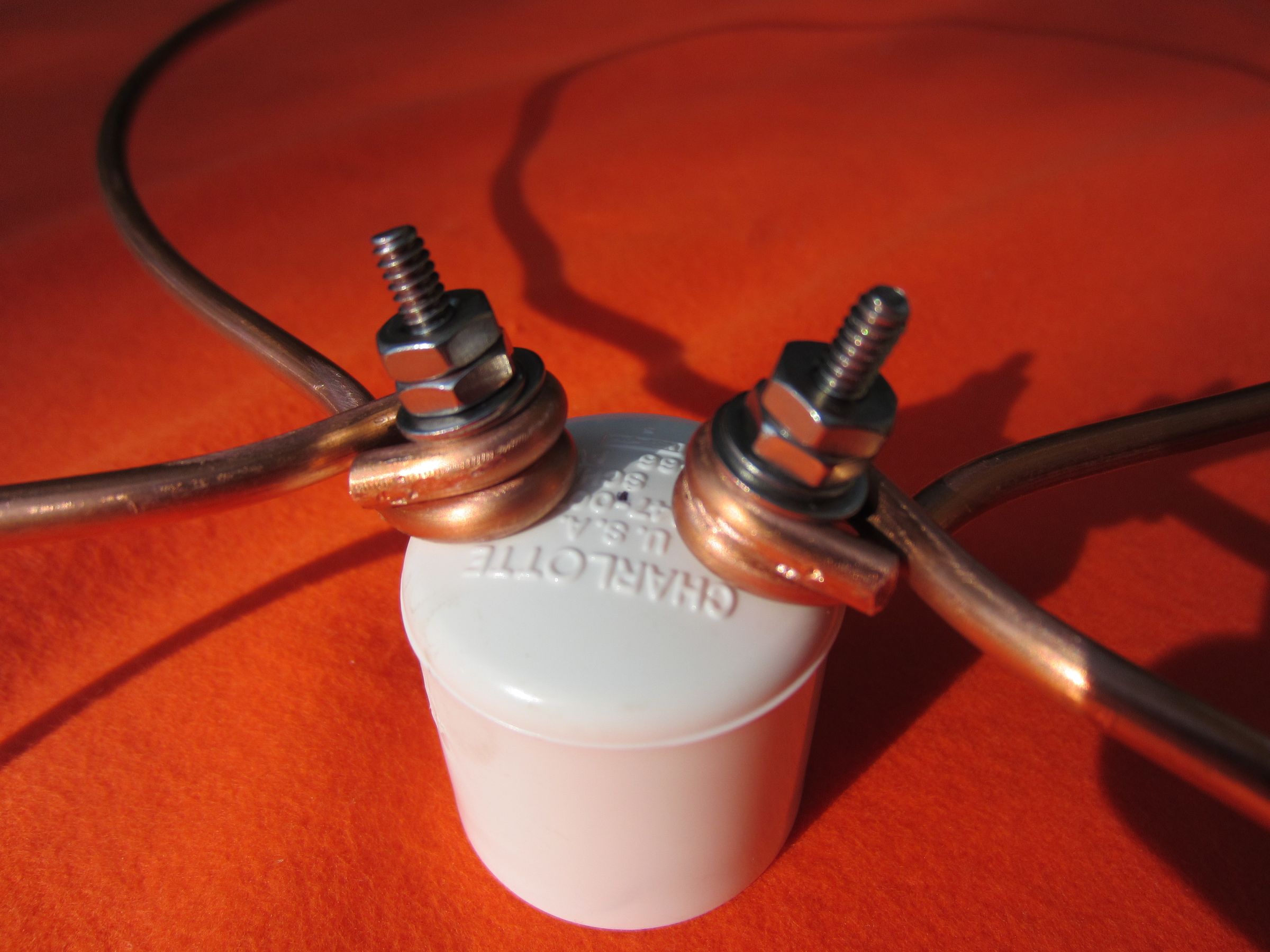 Build the Pennyloop UHF Antenna : 3 Steps (with Pictures) - Instructables