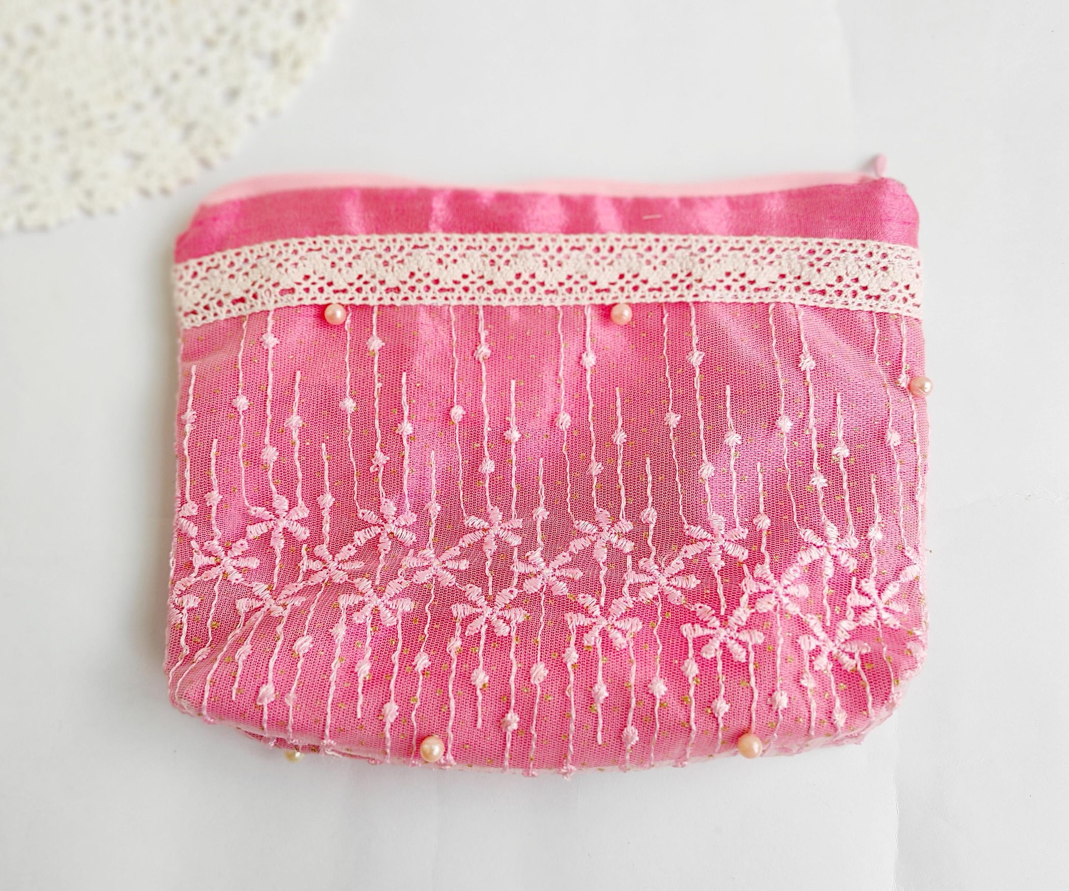 Ethnic Sewn Hand Purse : 8 Steps (with Pictures) - Instructables