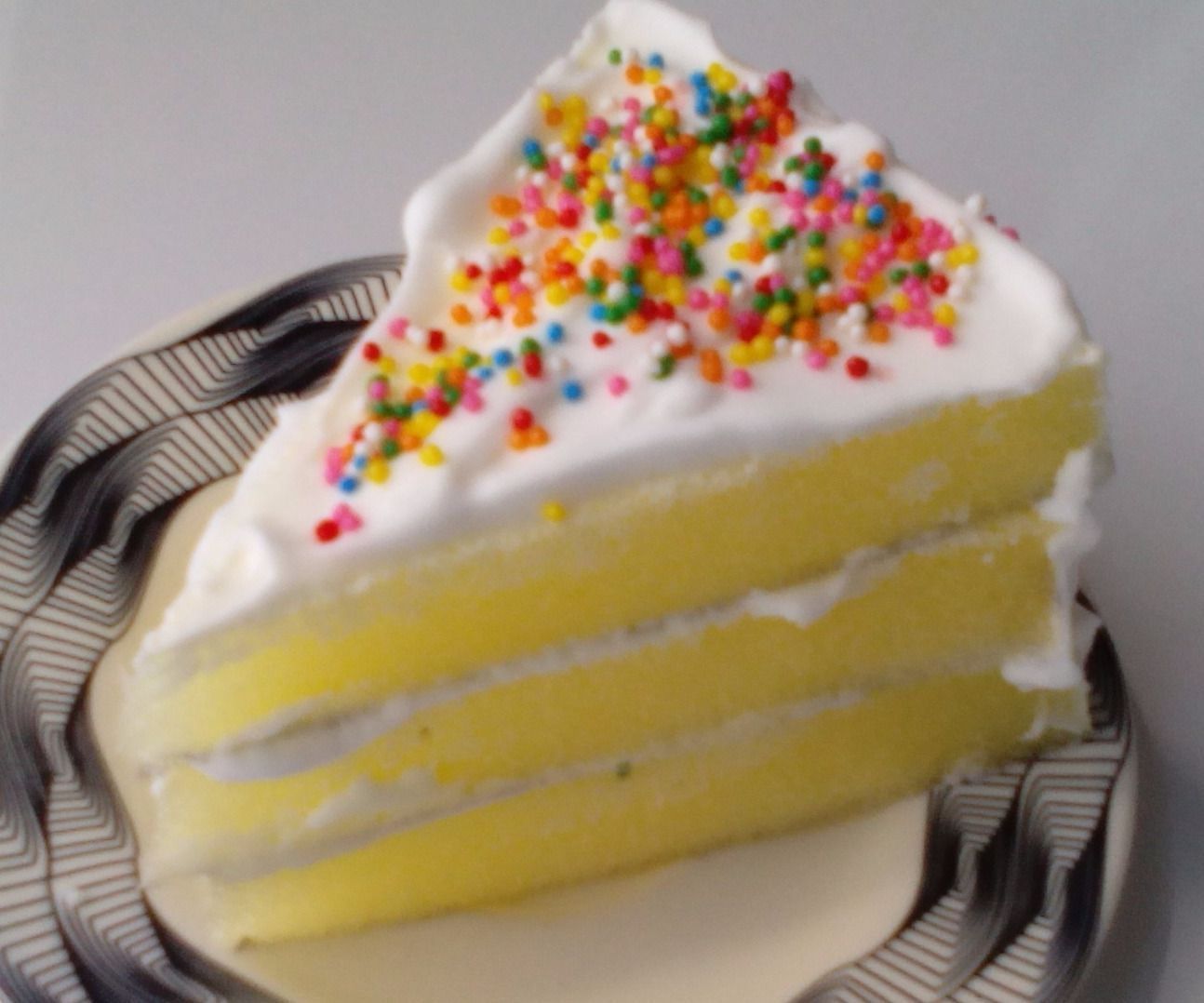 How to Fake Cake for Pranks !!! : 8 Steps - Instructables