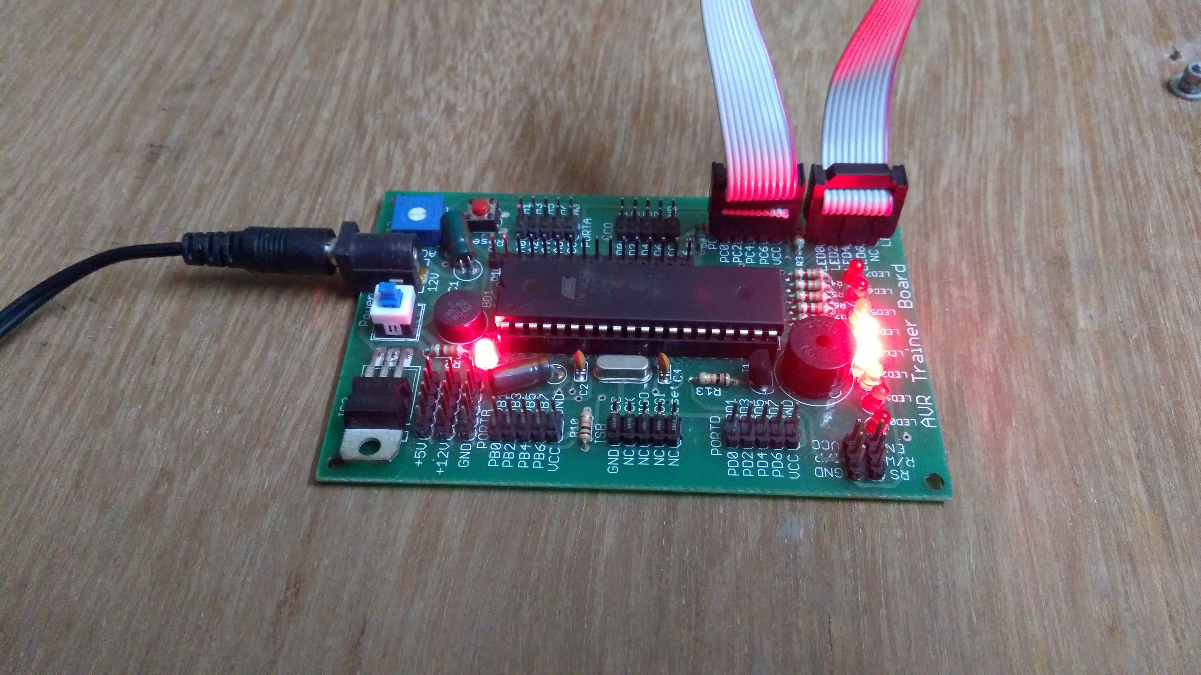 LED Pattern2 Using ATMEGA16 : 4 Steps - Instructables