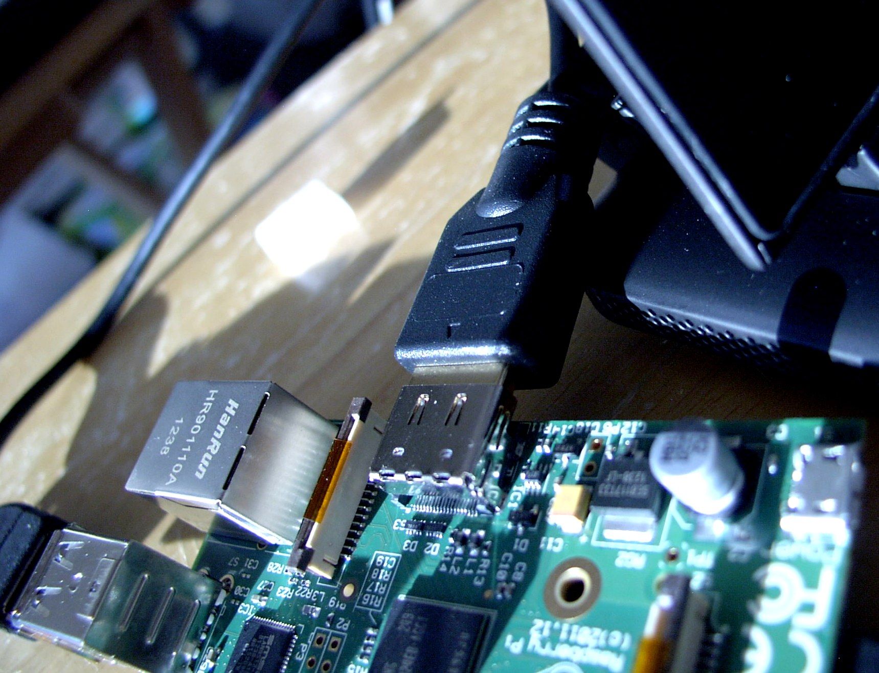 The Raspberry Pi - Lapdock Connection : 7 Steps - Instructables