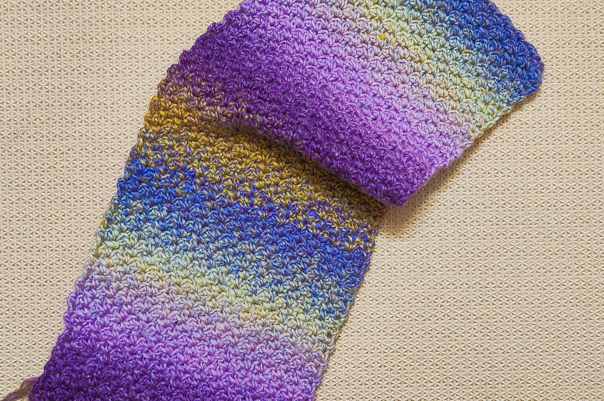 Easy Crochet Scarf With Spider Stitch One Row Repeat Pattern : 5 Steps ...